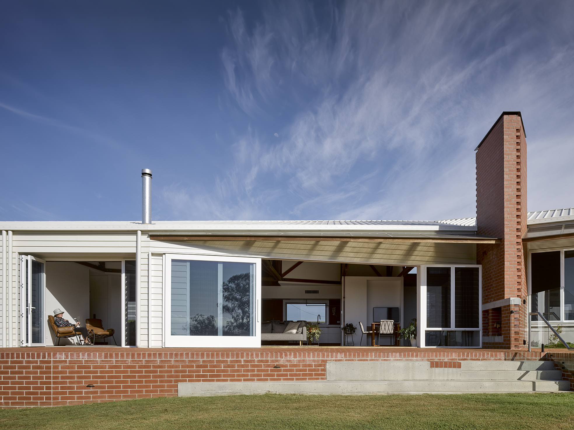 Gallery of Farmhouse Residence / Smith Architects - 2