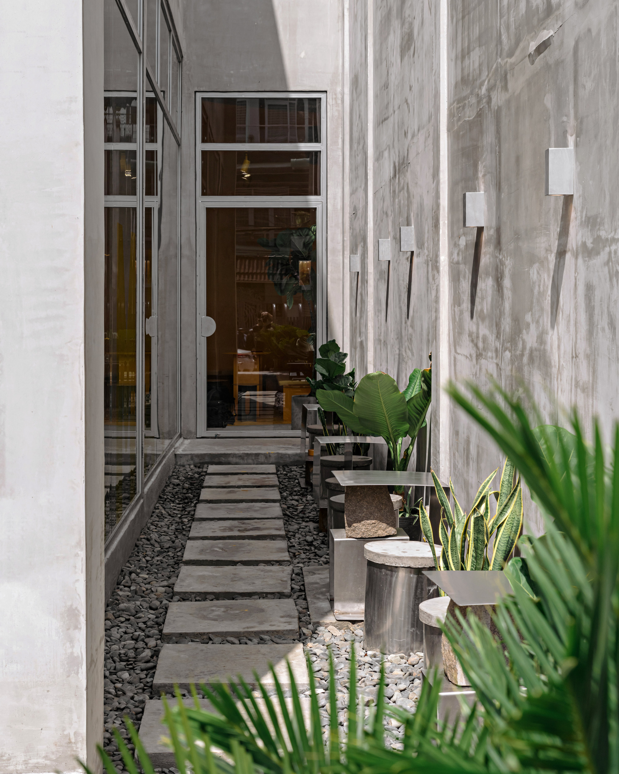 Gallery of YAMA Coffee Shop / KSOUL Studio - 27