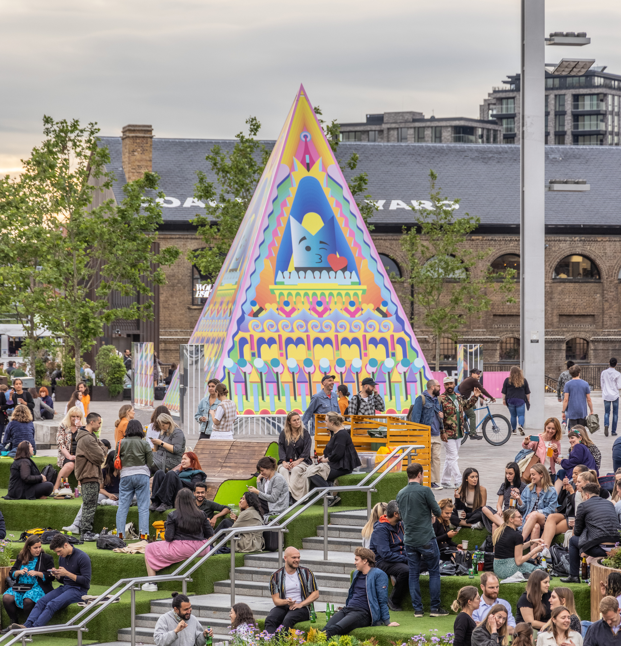 Gallery of Proud Little Pyramid / Adam Nathaniel Furman - 7