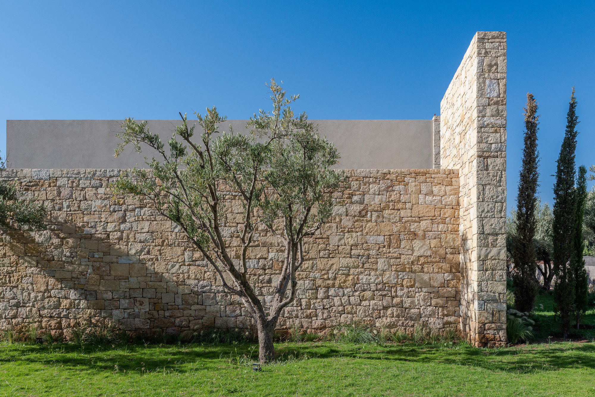 Gallery of Villa LOHA / E-H Atelier d'Architectures - 18