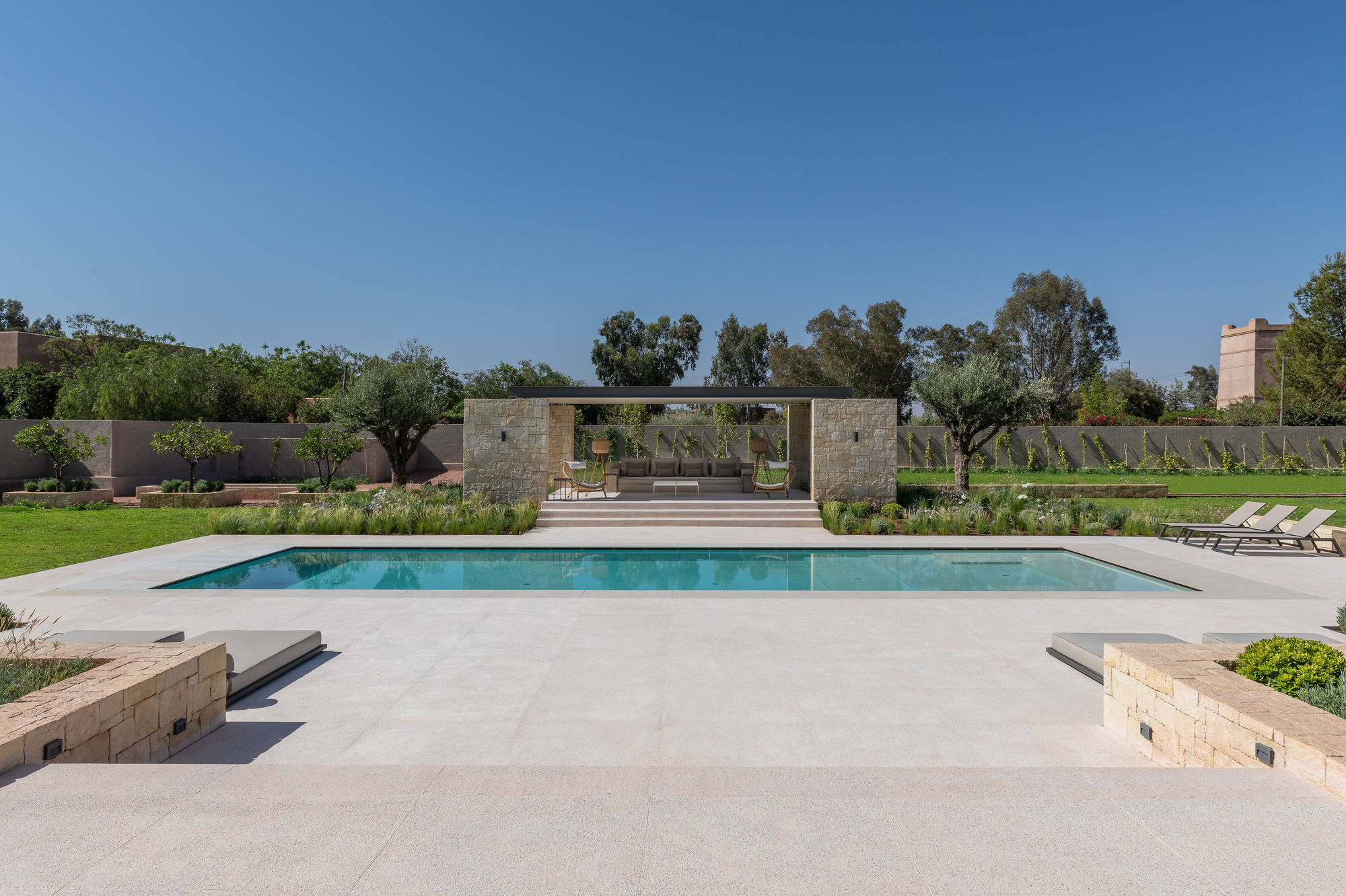 Gallery of Villa LOHA / E-H Atelier d'Architectures - 20