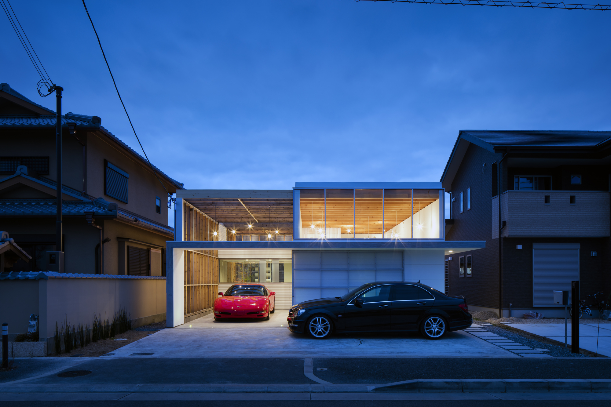 Gallery of Garage Terrace House / YoshiArchitects - 25