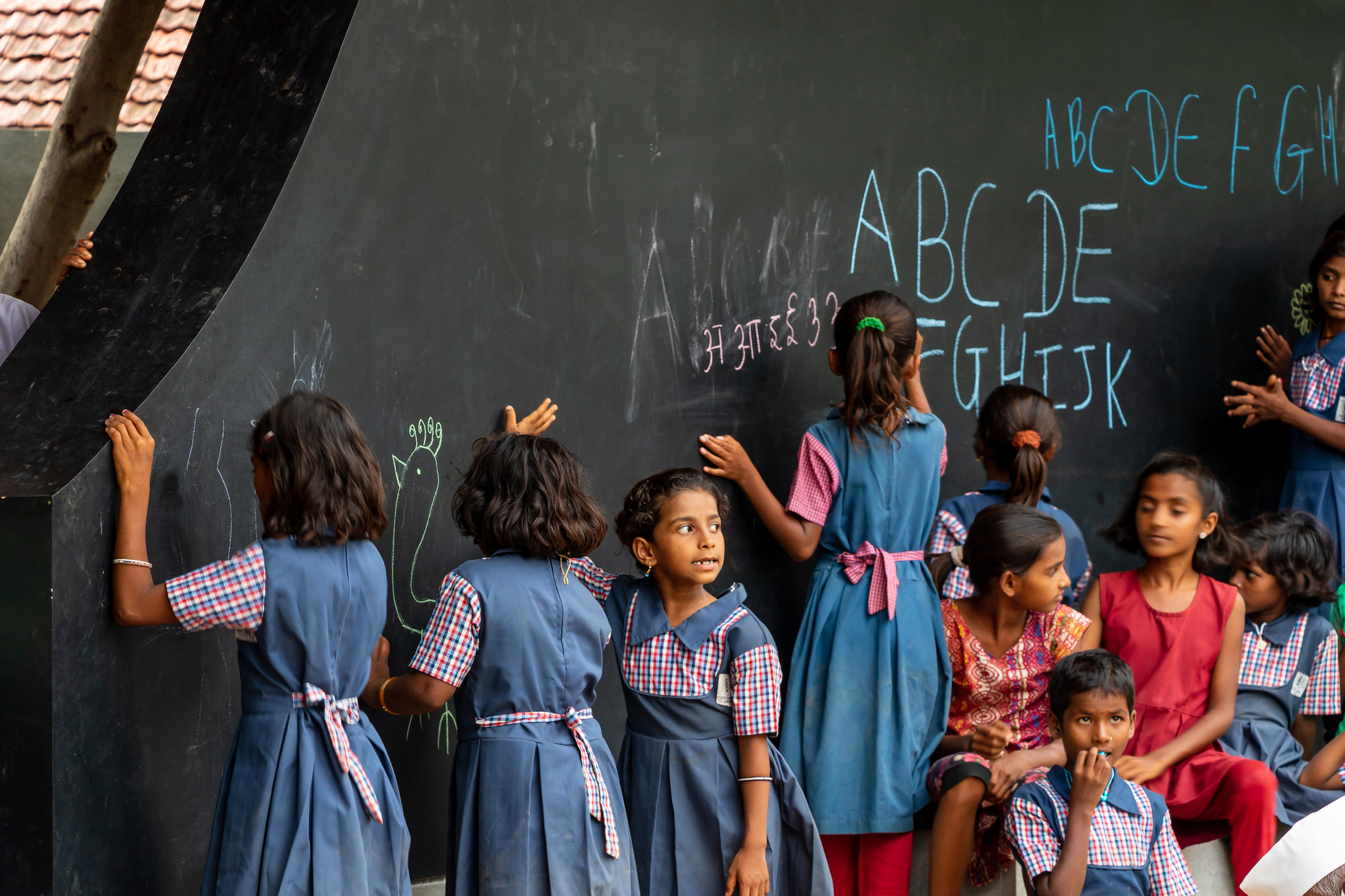 Gallery of Community Canvas School / pk_iNCEPTiON - 13