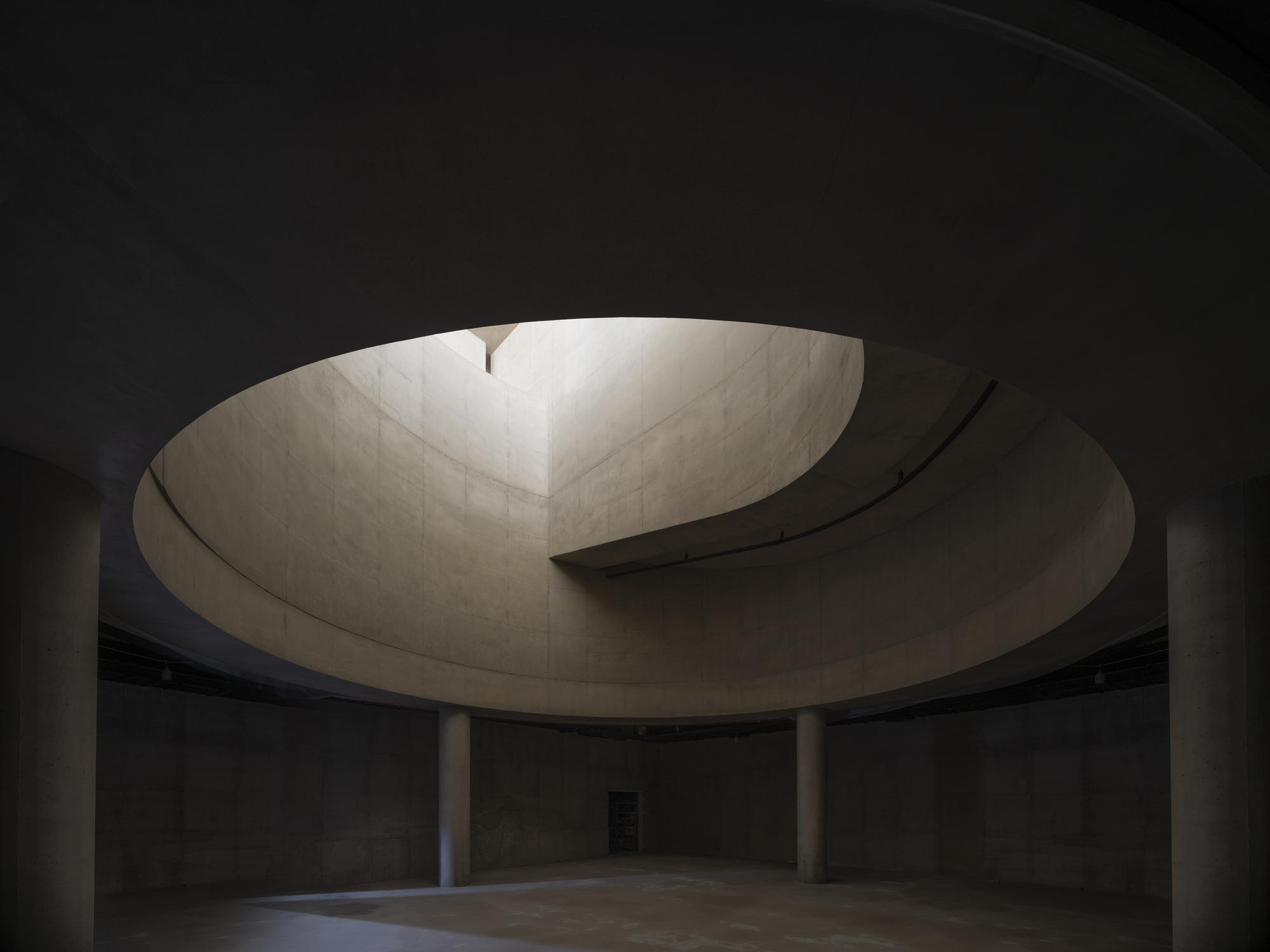 Gallery of Herzog & de Meuron Completes its Concrete ST / Songeun ... Gallery of Herzog & de Meuron Completes its Concrete ST / Songeun ...