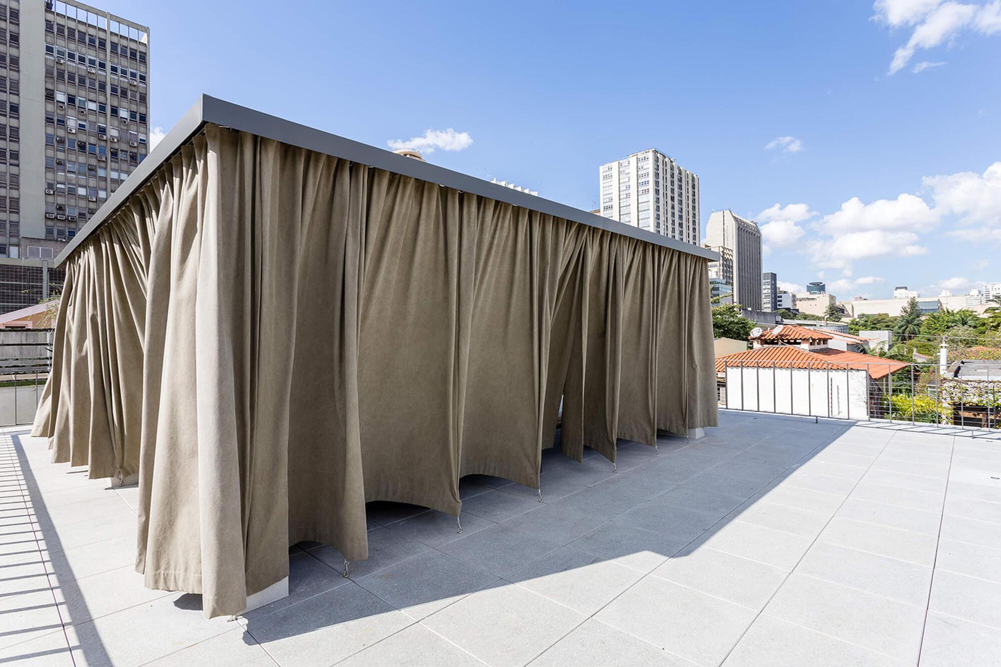Gallery of Fluid Facades: Creating Movement in Architecture With ...