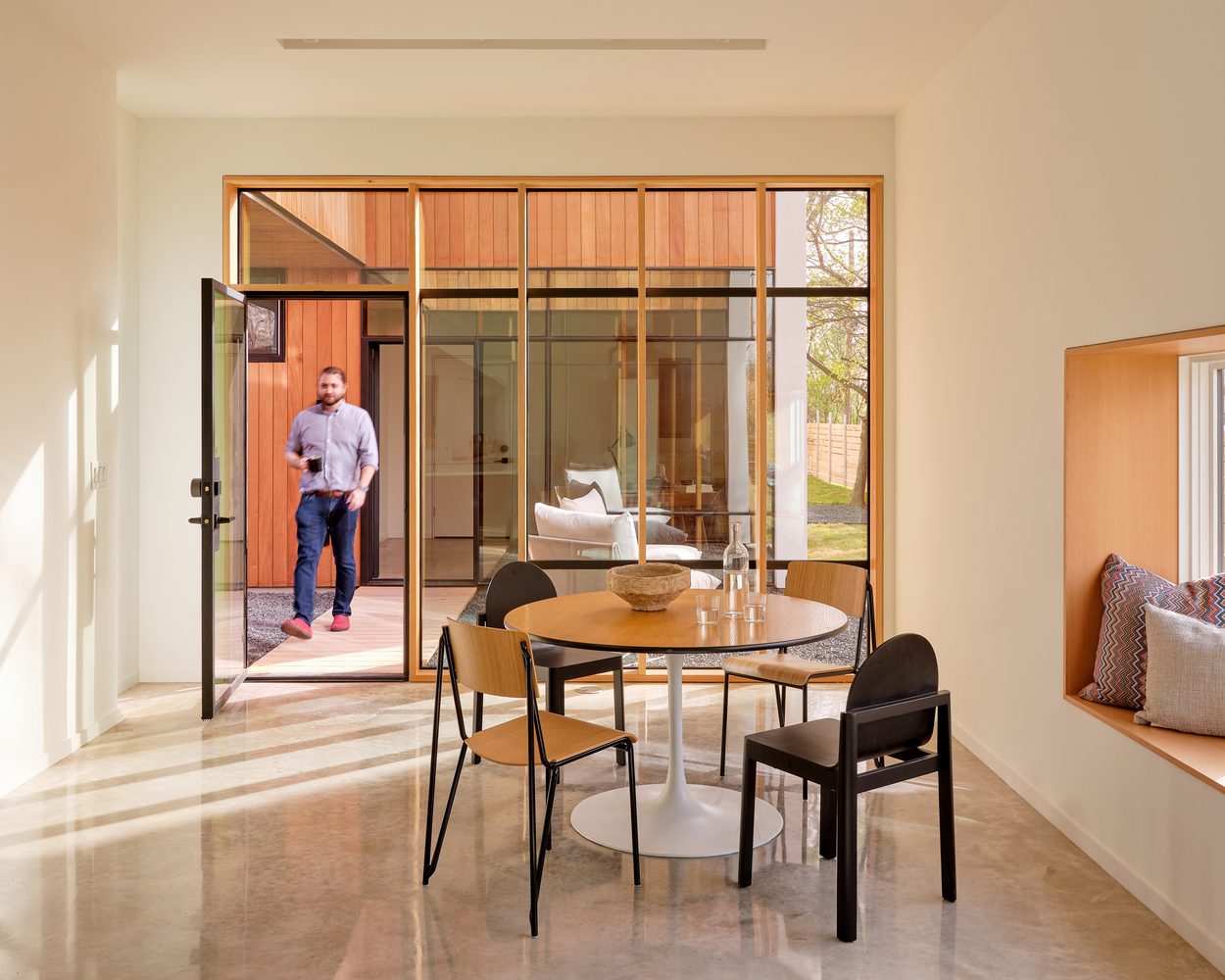 Gallery of Canterbury House / Murray Legge Architecture - 3