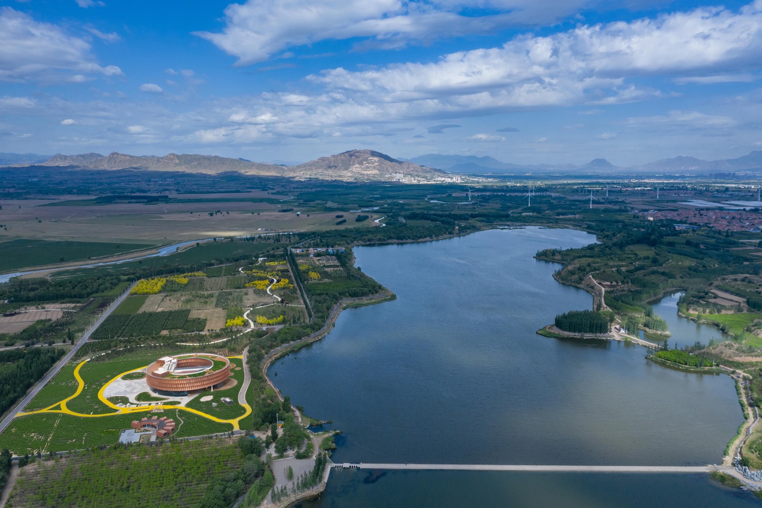 Gallery of Wetland Museum In Huailai / Tenio - 4