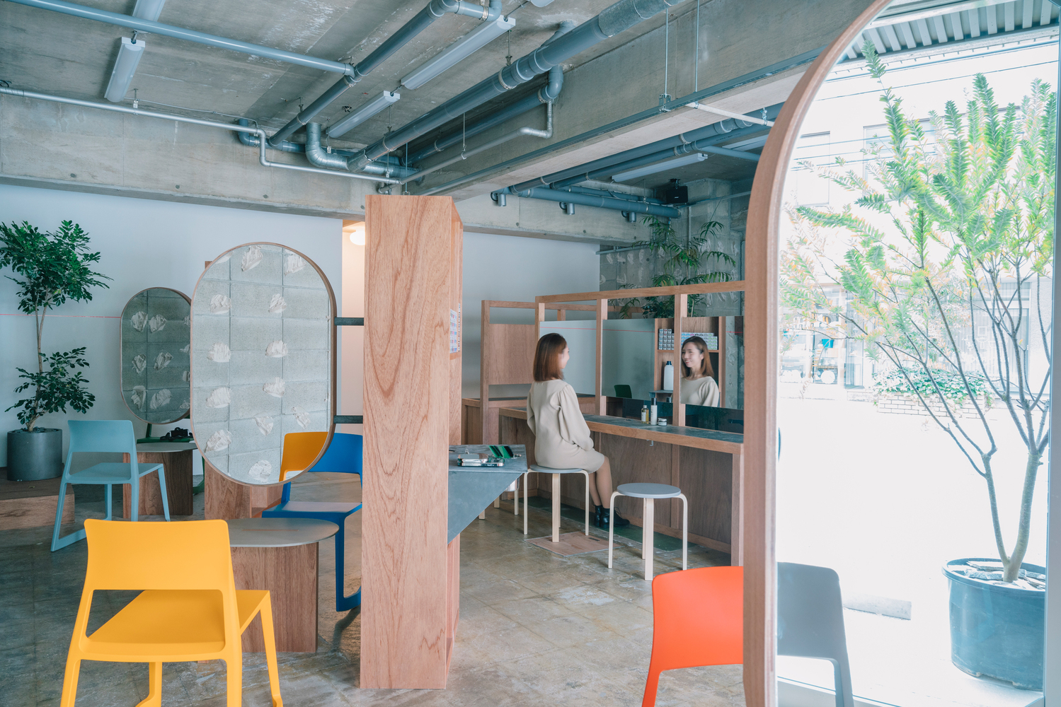 Gallery of Color Stand Hair Salon / FATHOM - 2