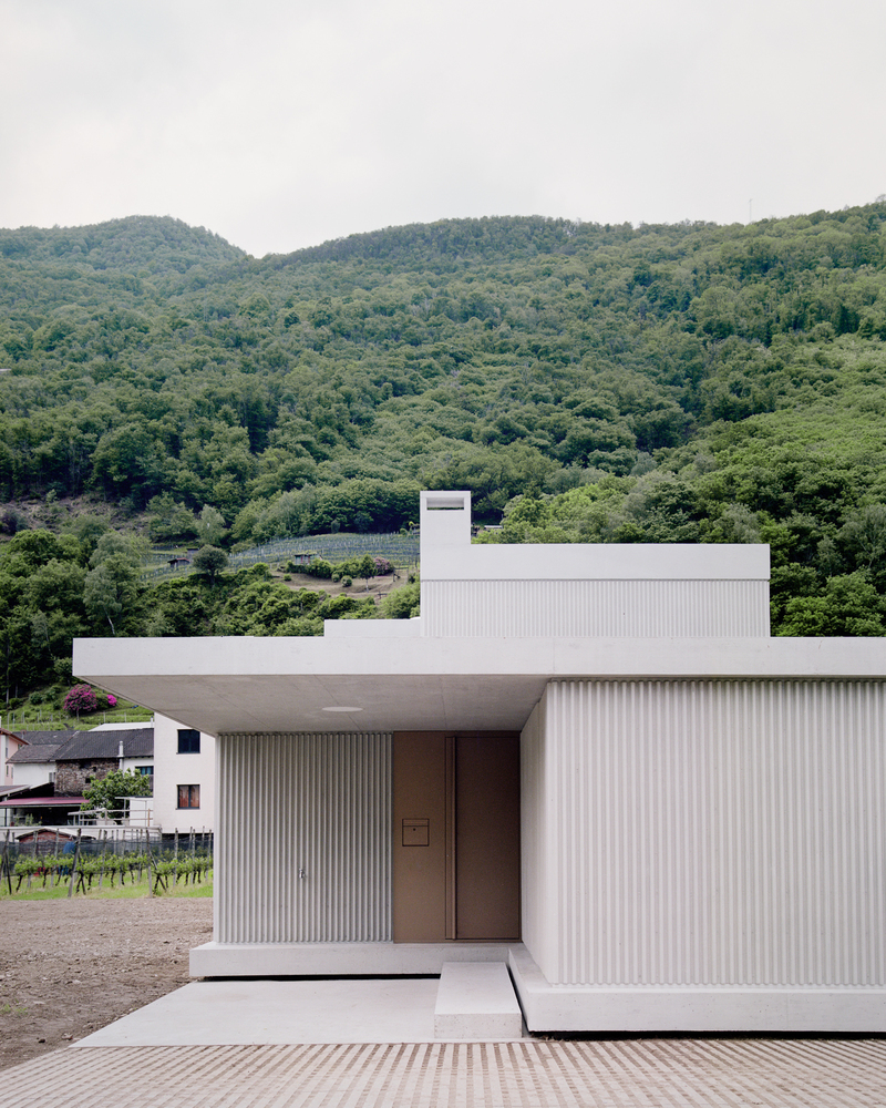 Gallery of Zanini Porta House / Inches Geleta Architetti - 6