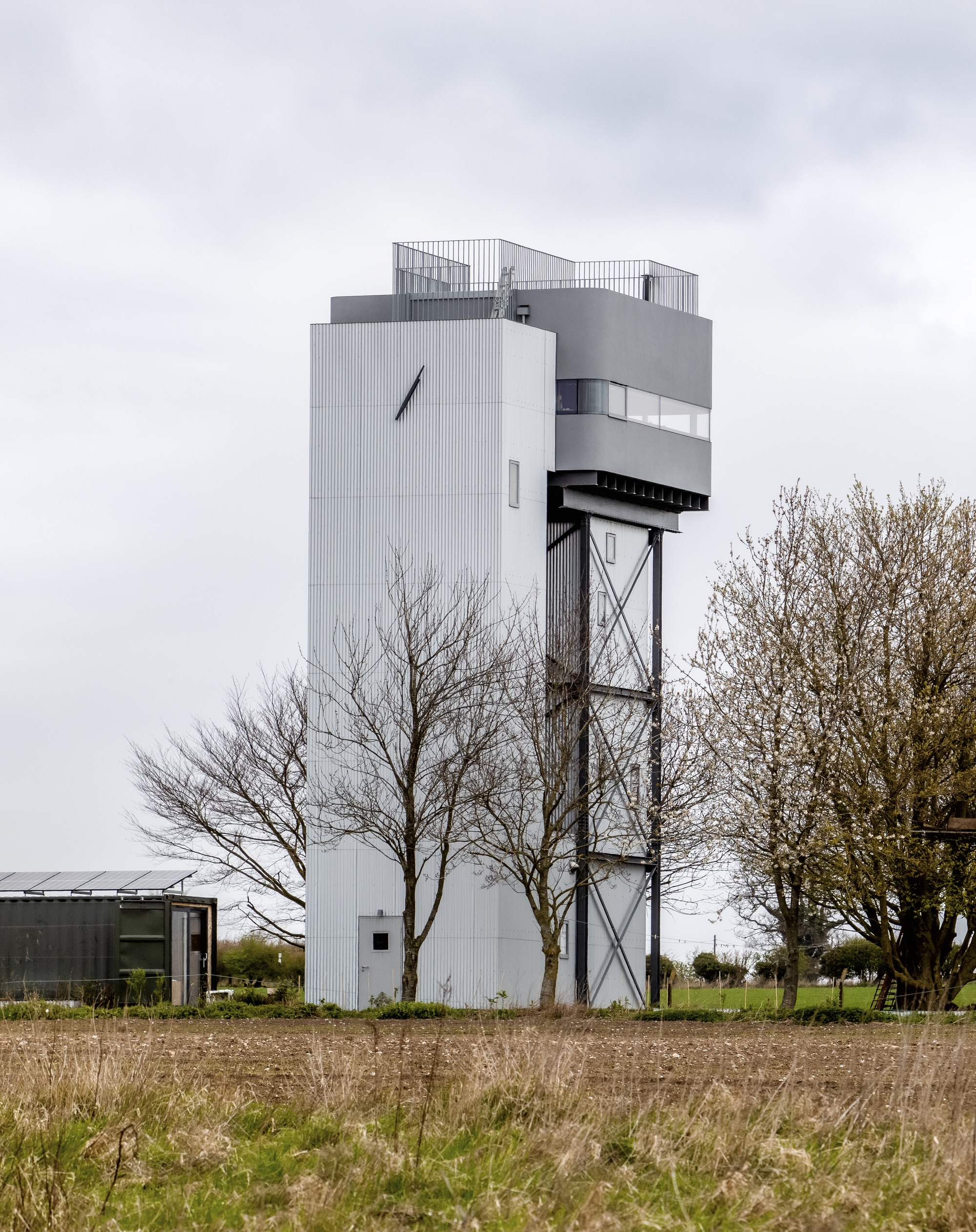 Gallery of Castle Acre Water Tower / Tonkin Liu - 3