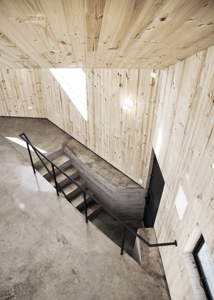 Galeria de Arquitetura com painéis SIP: casas pré-fabricadas de ...