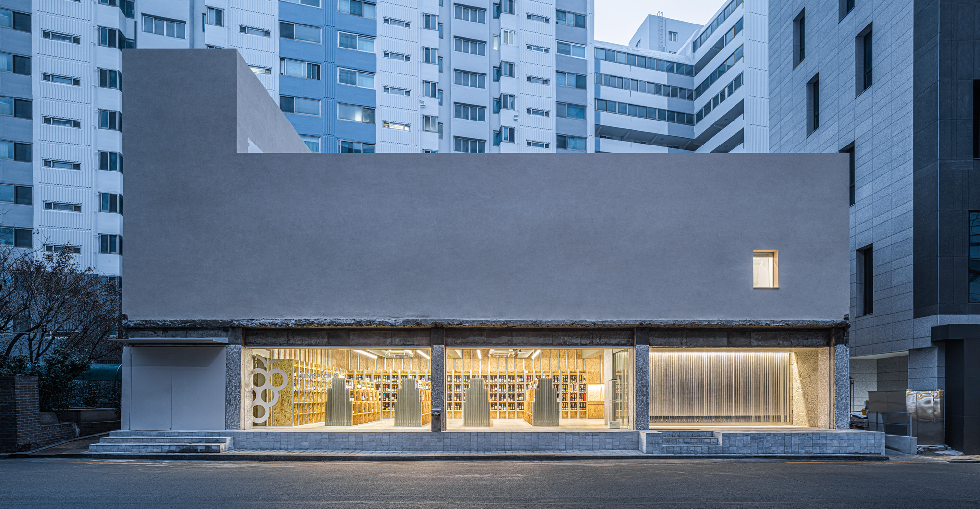 Gallery of Exfoliate Wine Shop / one-aftr - 7