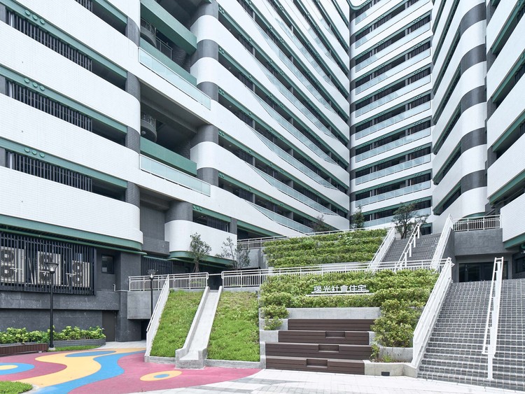 瑞光住宅 / LRH Architect & Associates | ArchDaily