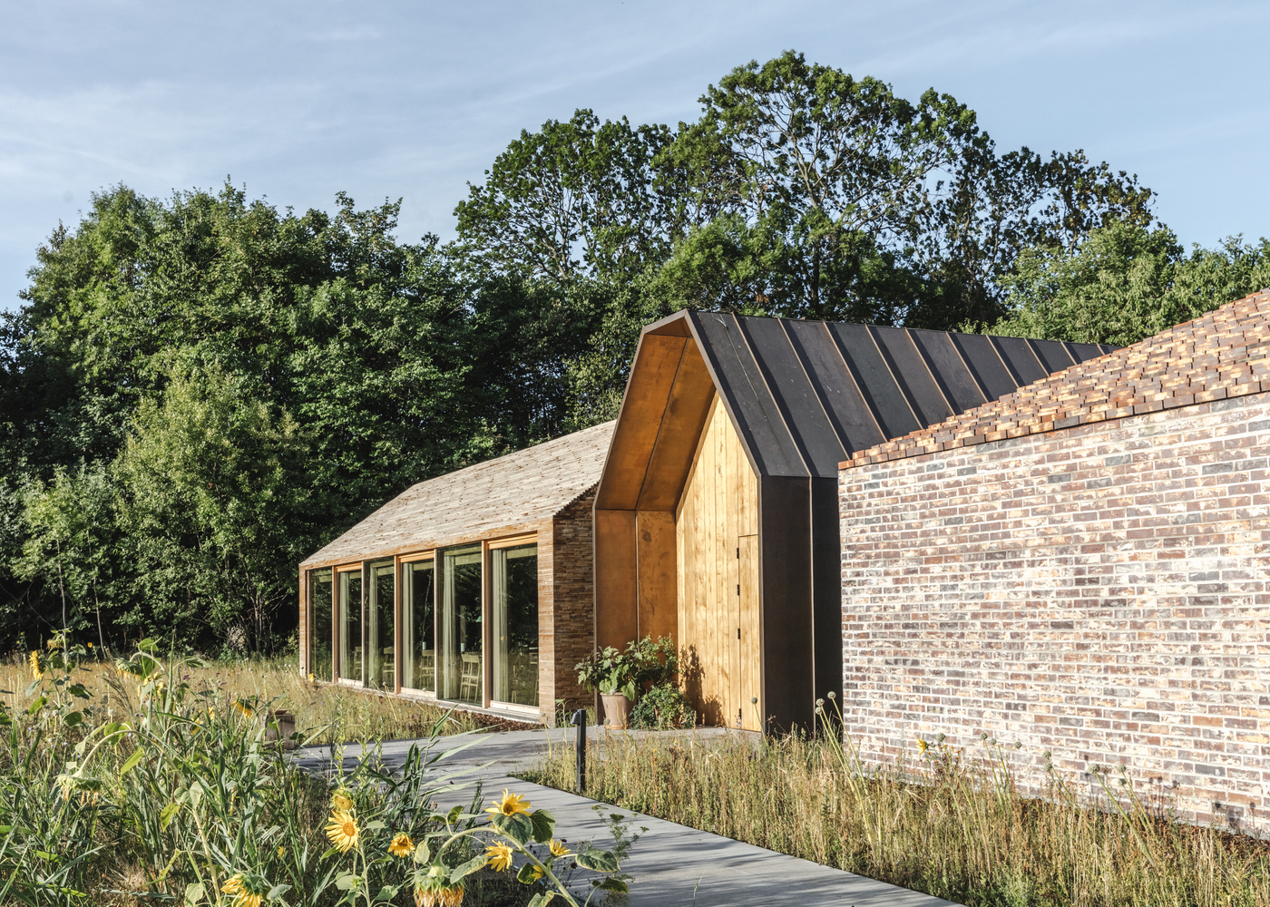 Gallery of "Giving Form to the Future by Looking at Both Past and ...