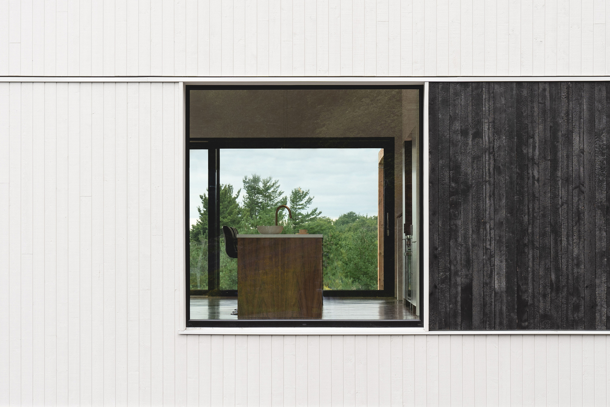 Galeria de Casa Passiva Saltbox / Atelier l'Abri - 9