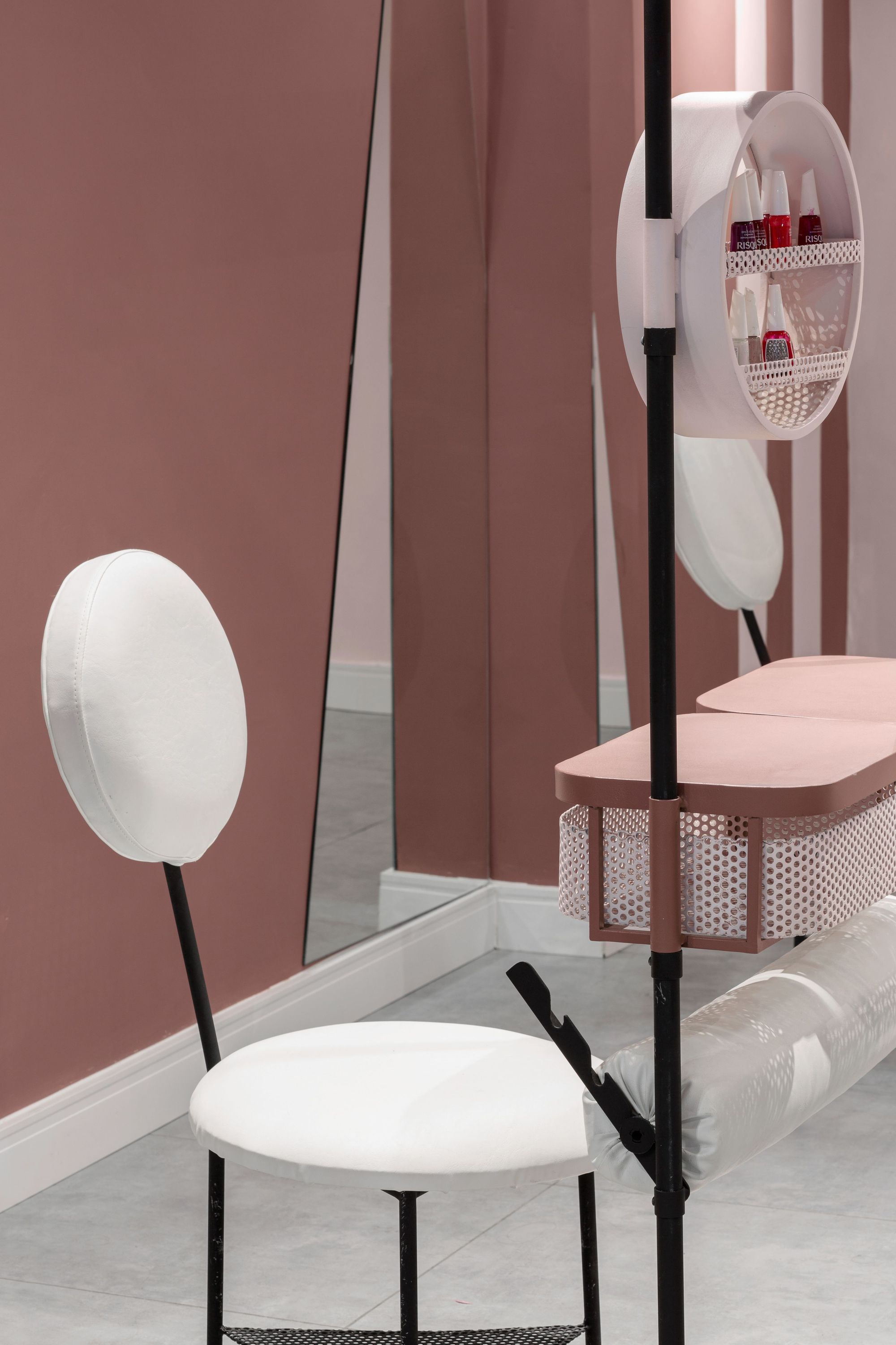 Gallery of Belle.Club Beauty Salon / Flipê Arquitetura - 22