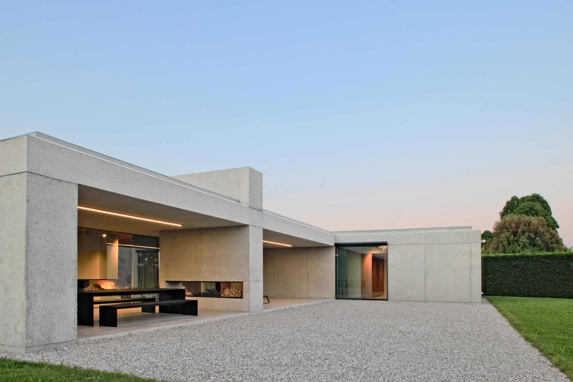 Galeria de Casa Cercada pelo Verde / MIDE architetti - 11