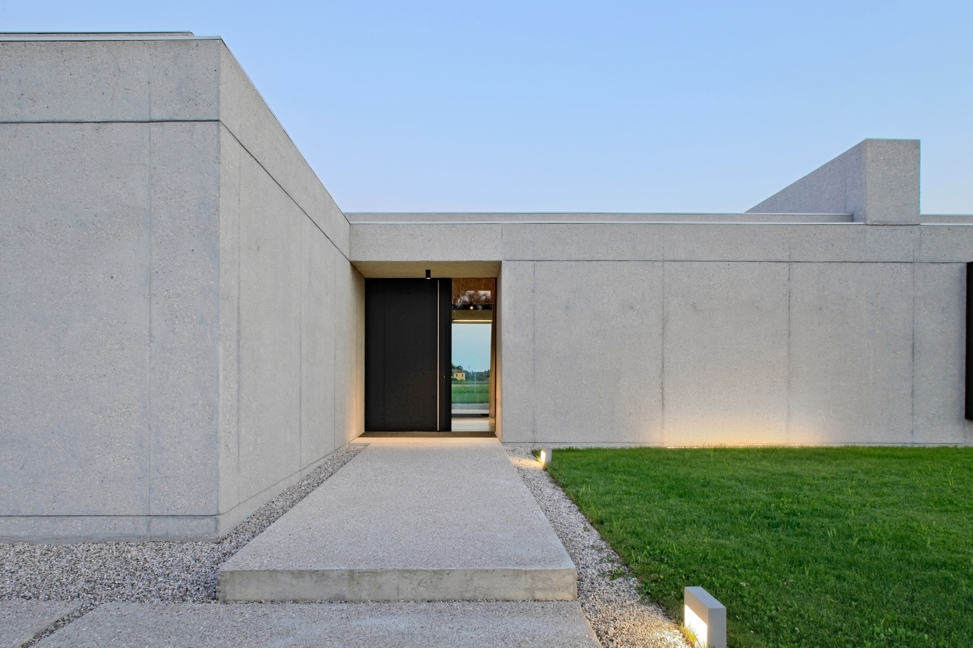 Galeria de Casa Cercada pelo Verde / MIDE architetti - 2
