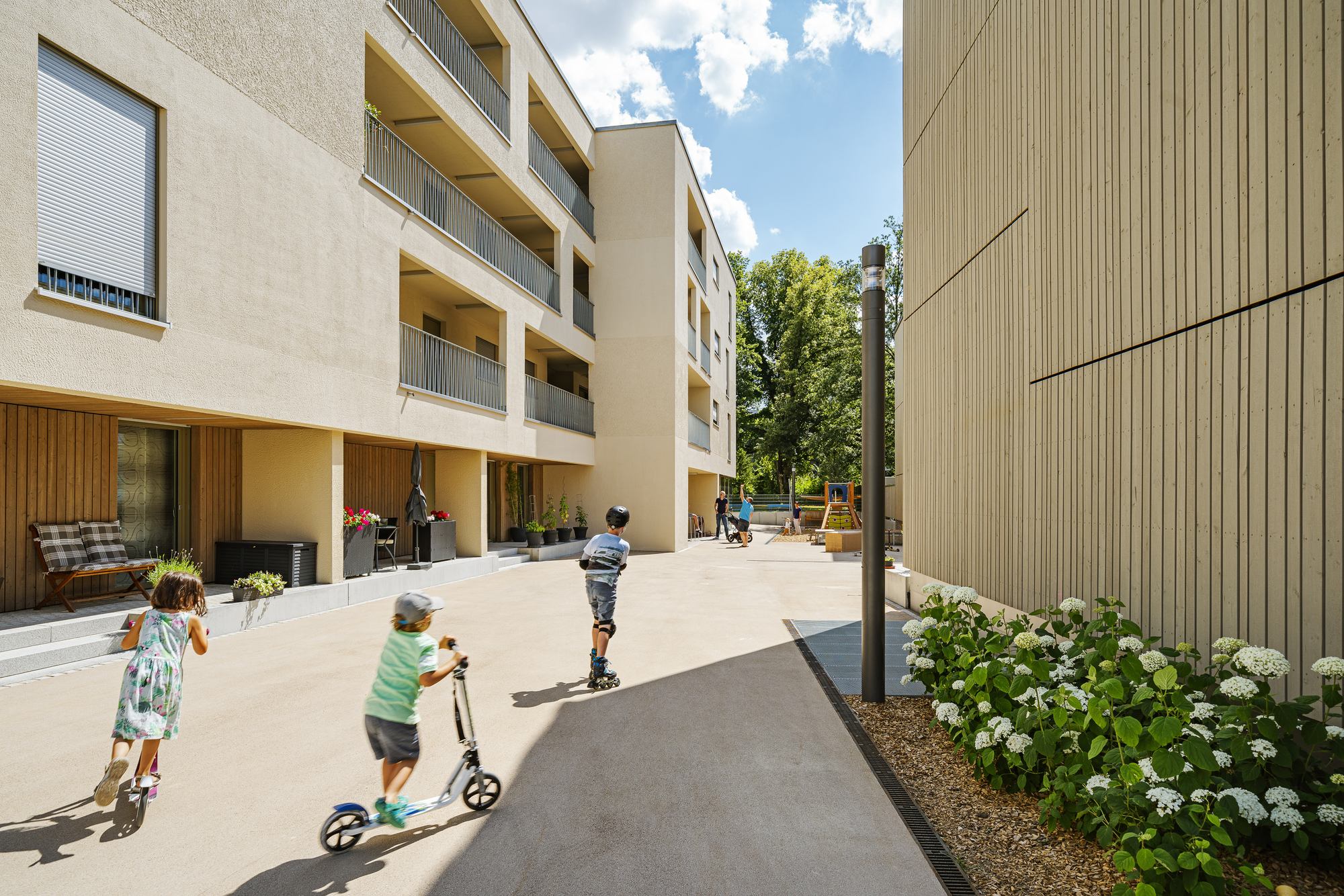 Gallery of Living at the Old Indoor Pool / UTA Architekten und ...