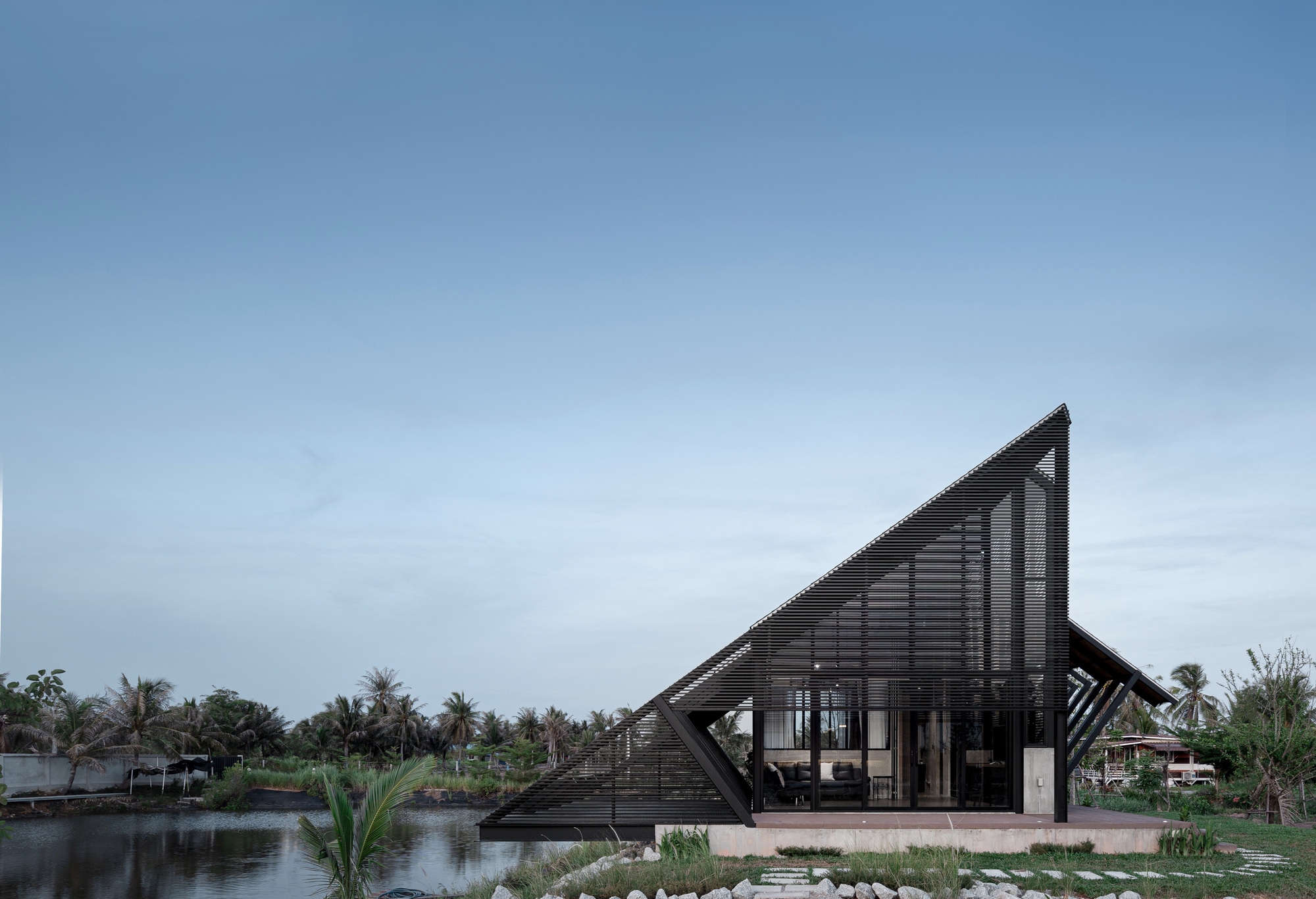 Gallery of Villa Backyard / TOUCH Architect - 10