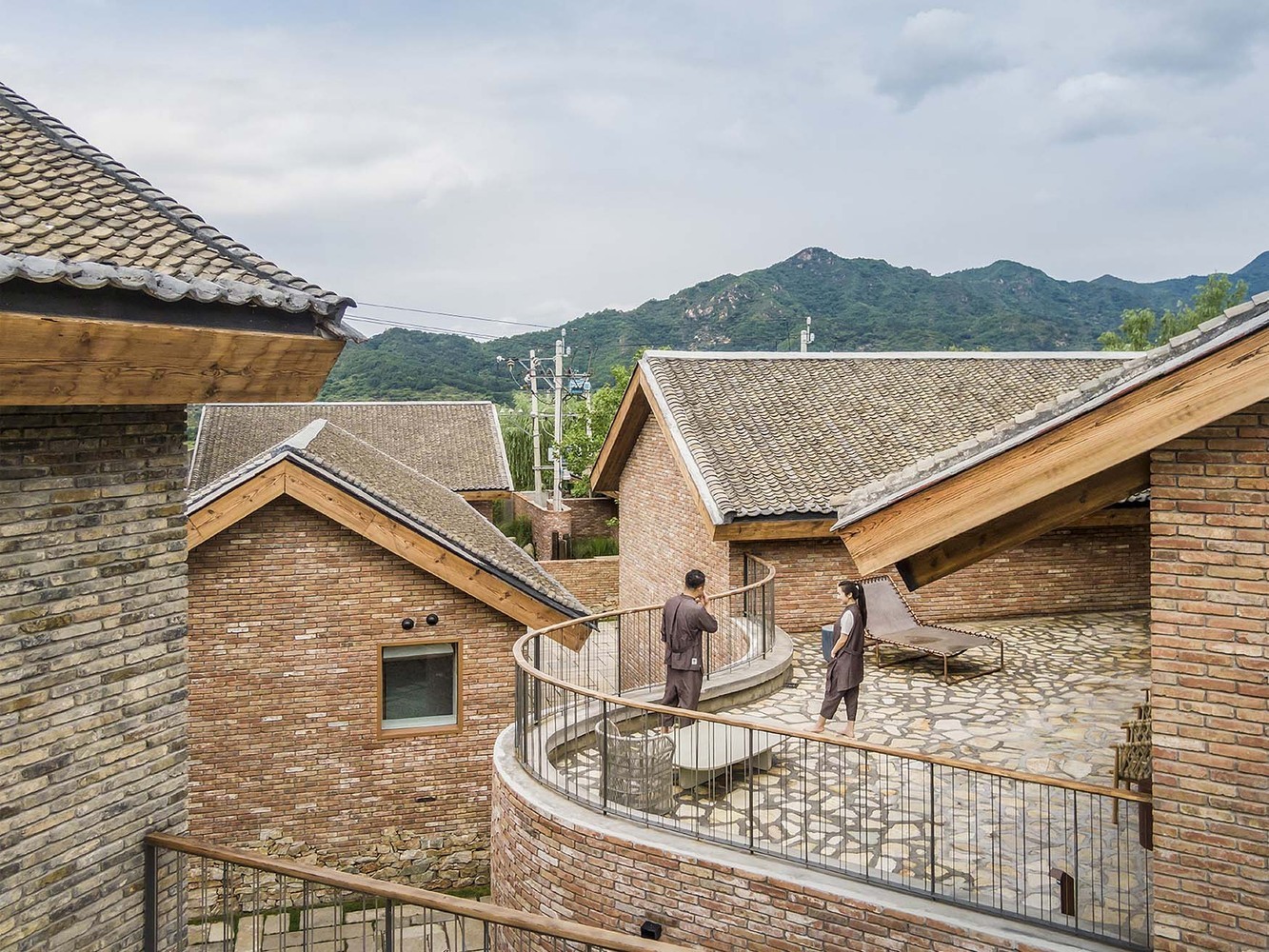Gallery of Towards a Sustainable Future: Local Materials and Methods in ...