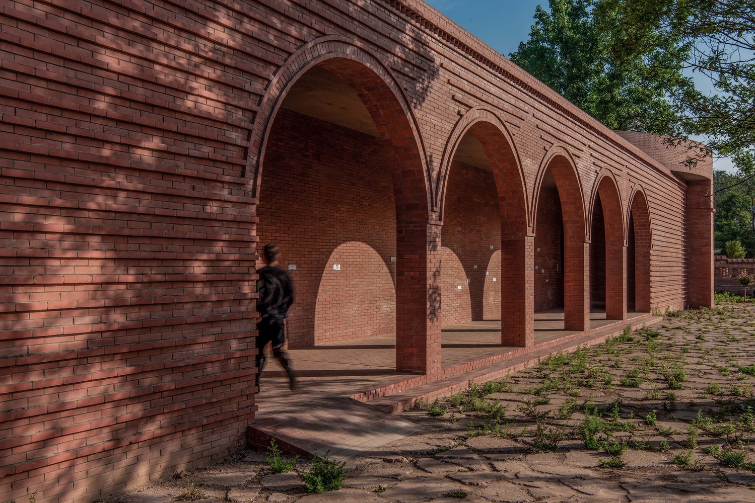 Gallery of Towards a Sustainable Future: Local Materials and Methods in ...