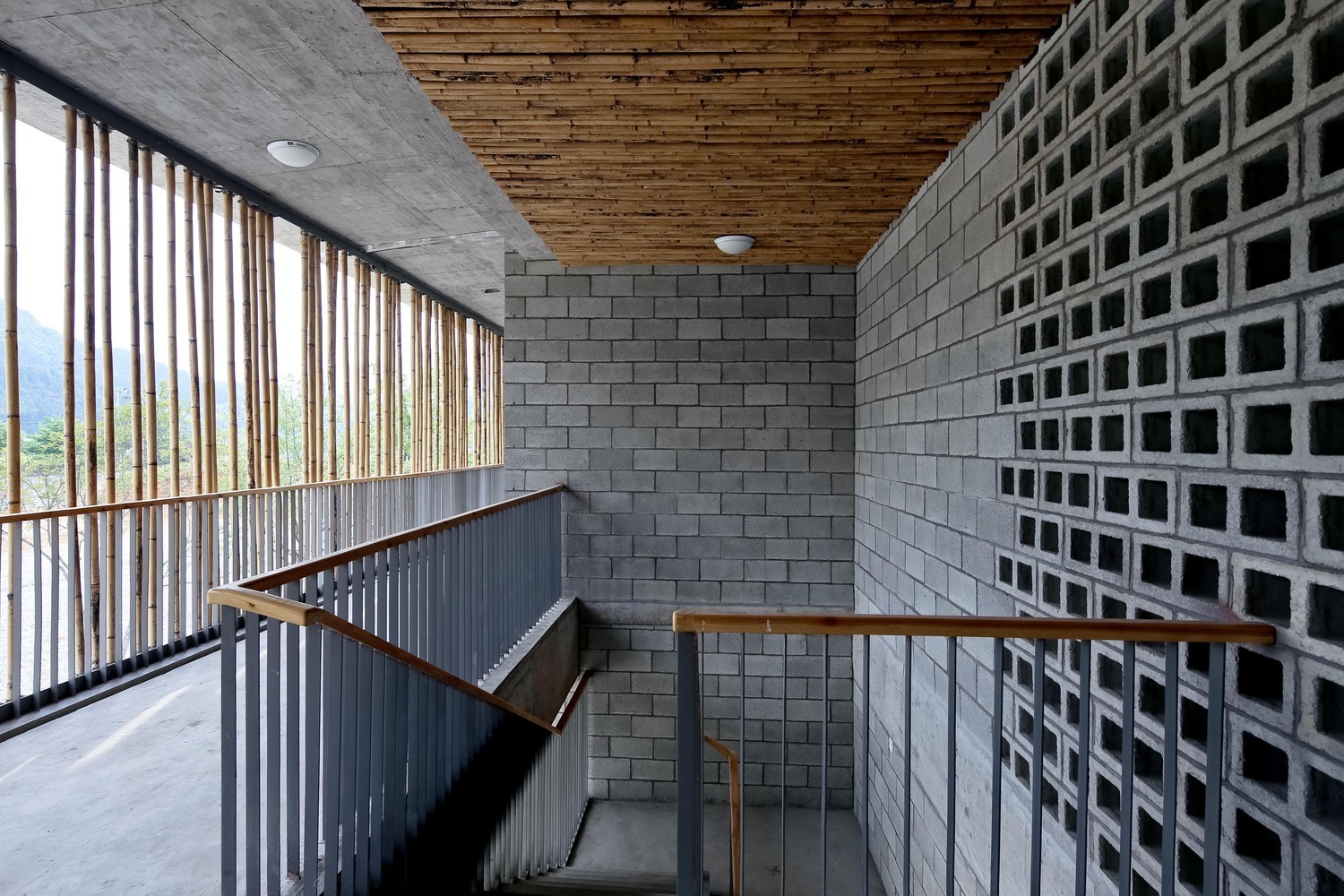 Gallery of Towards a Sustainable Future: Local Materials and Methods in ...