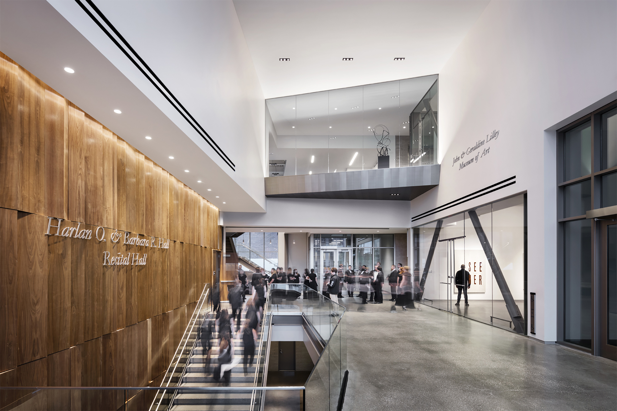 Gallery of University Arts Building / DLR Group - 7