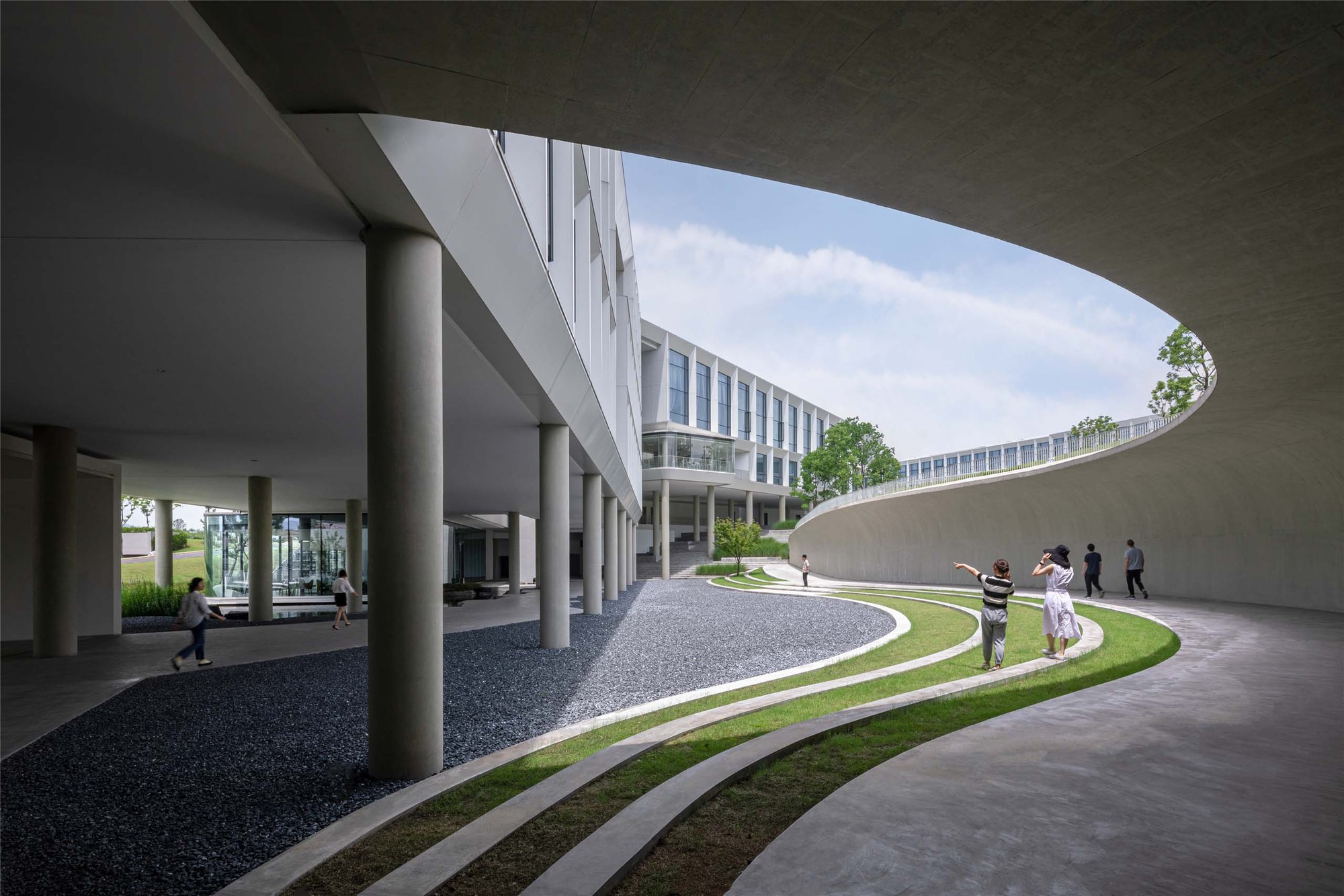 Gallery of Zhejiang Jiande Aviation Training Base / gad - 17