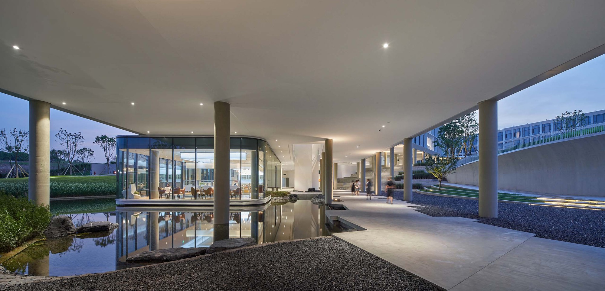 Gallery of Zhejiang Jiande Aviation Training Base / gad - 18