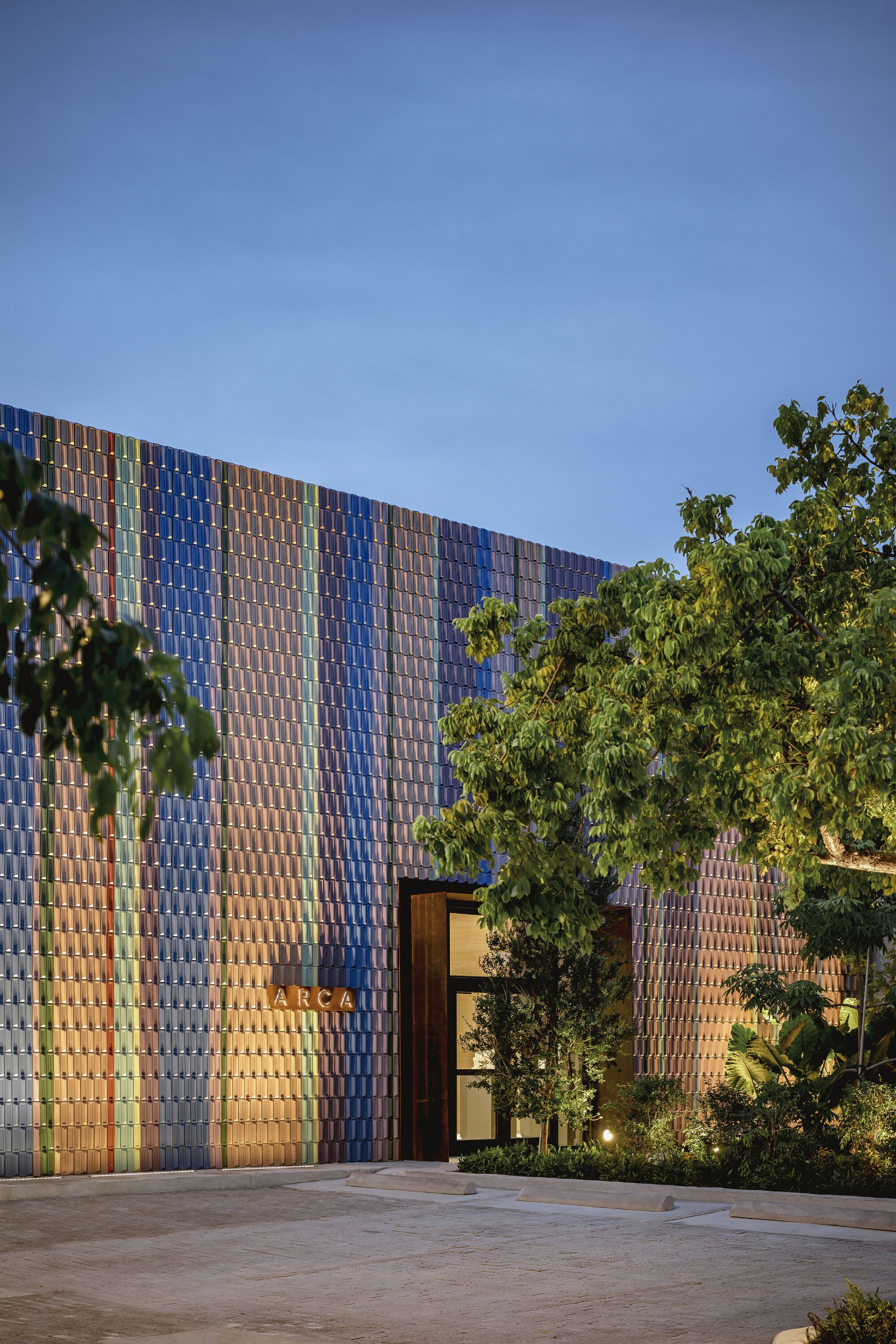 Gallery of ARCA Wynwood Design Center / Esrawe Studio + Superflex - 9