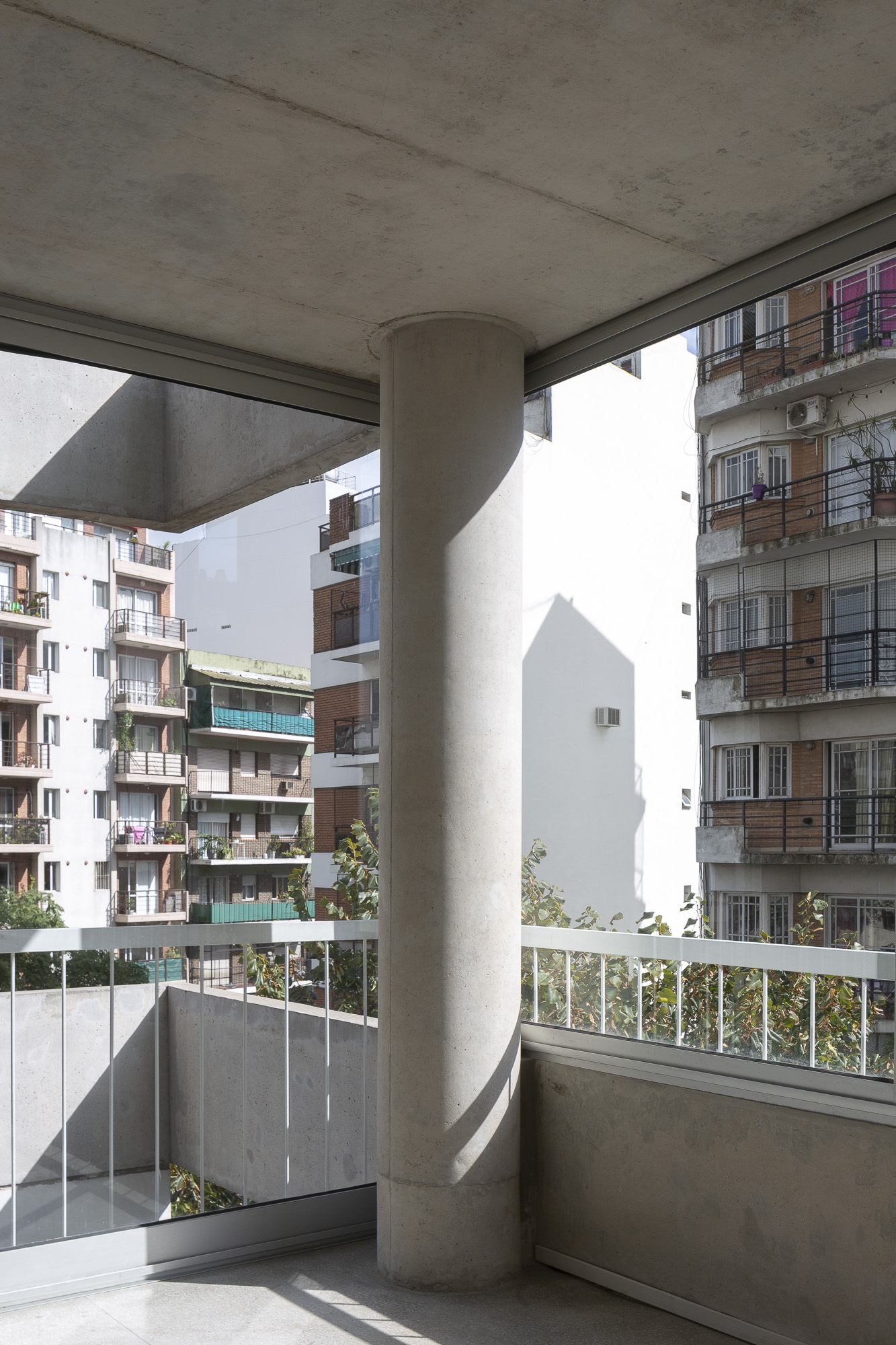 Galería de Edificio Franklin 684 / La Base Studio - 21