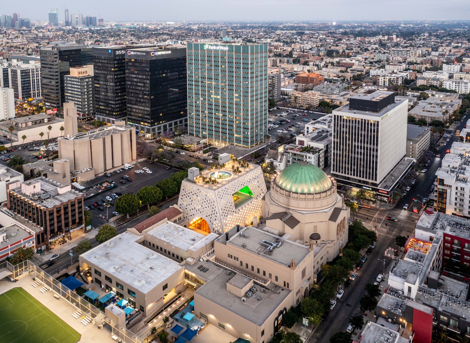 Gallery of The Audrey Irmas Pavilion, OMA New York’s First Cultural ...