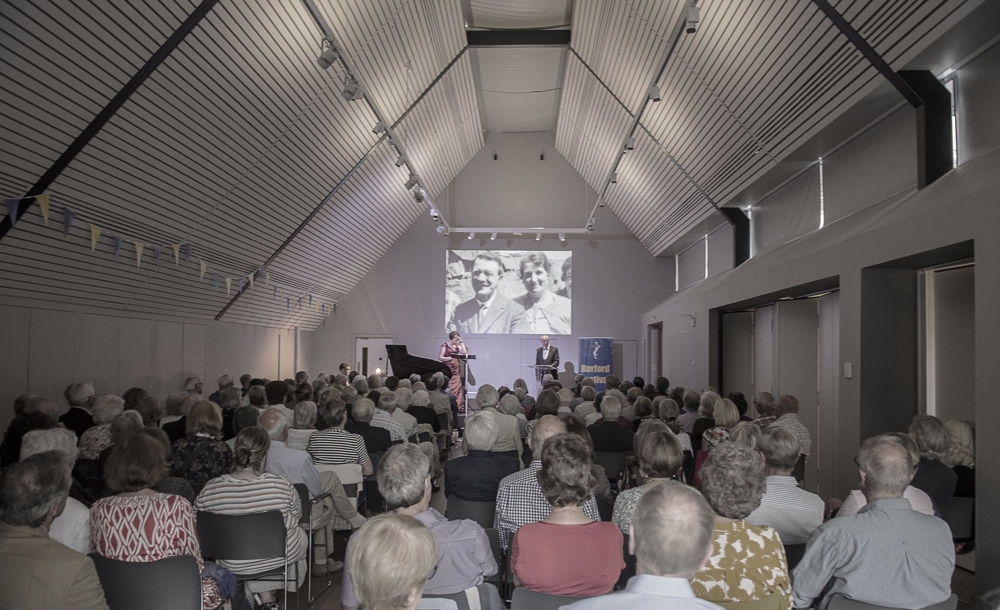 Gallery of Warwick Hall Community Centre / Acanthus Clews Architects - 13