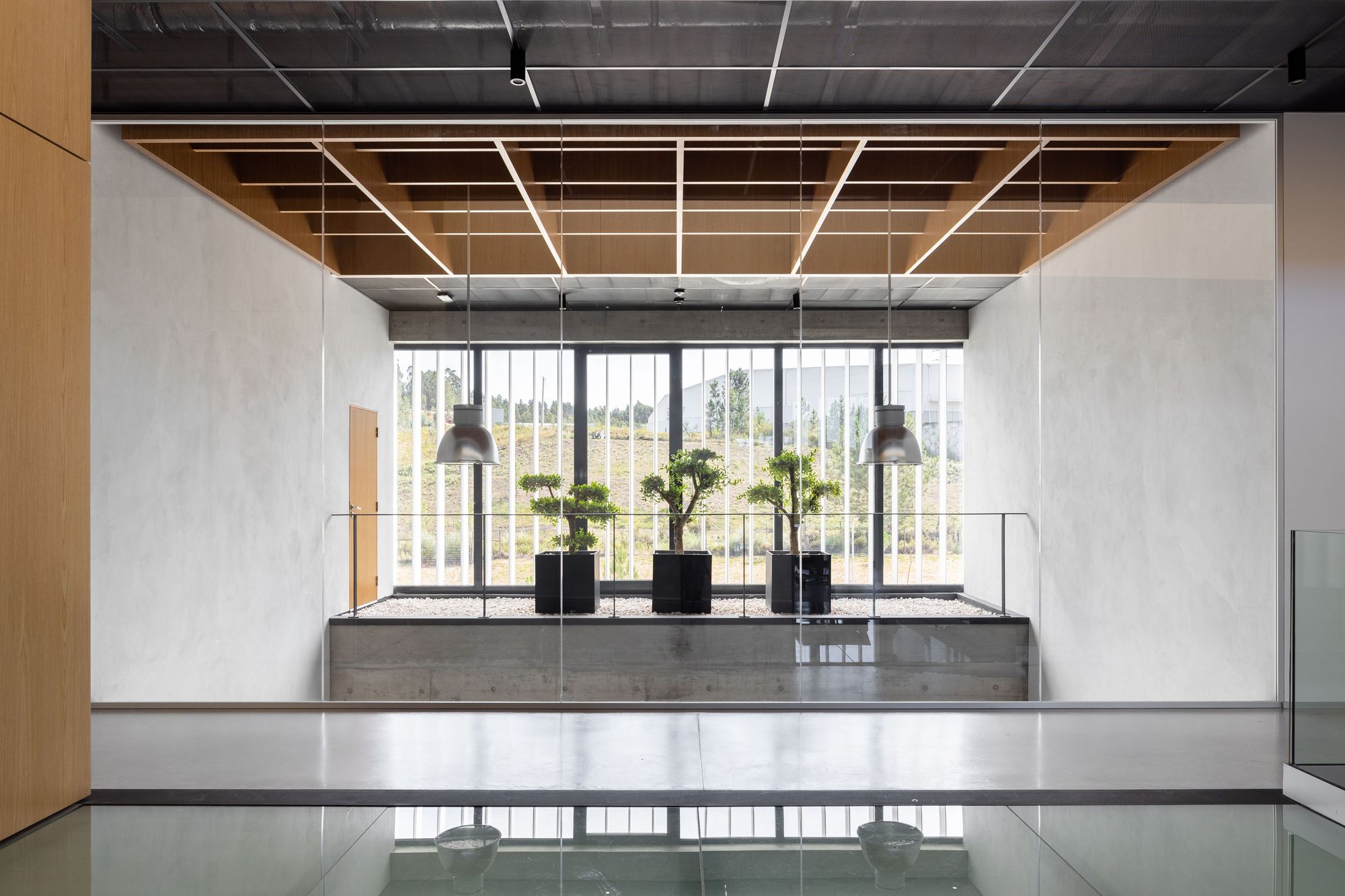 Gallery of AOC Business Center / mube arquitectura - 4