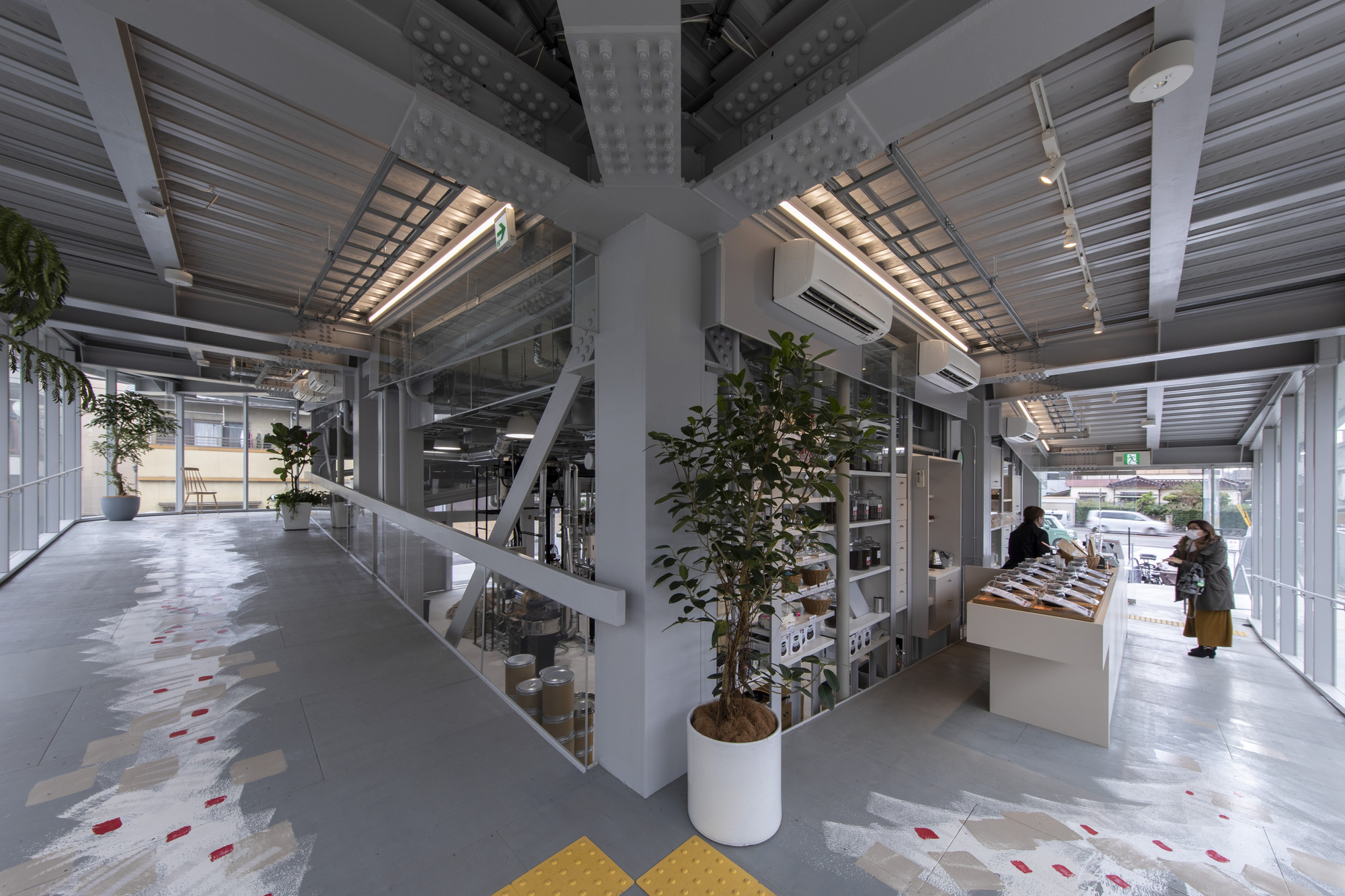 Gallery of Fujita Coffee / Osamu Morishita Architect & Associates - 2