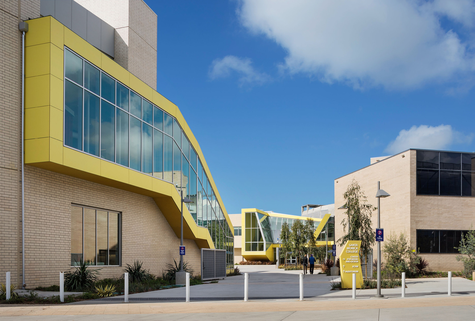 Gallery of The Santa Monica College Center for Media and Design / Clive ...