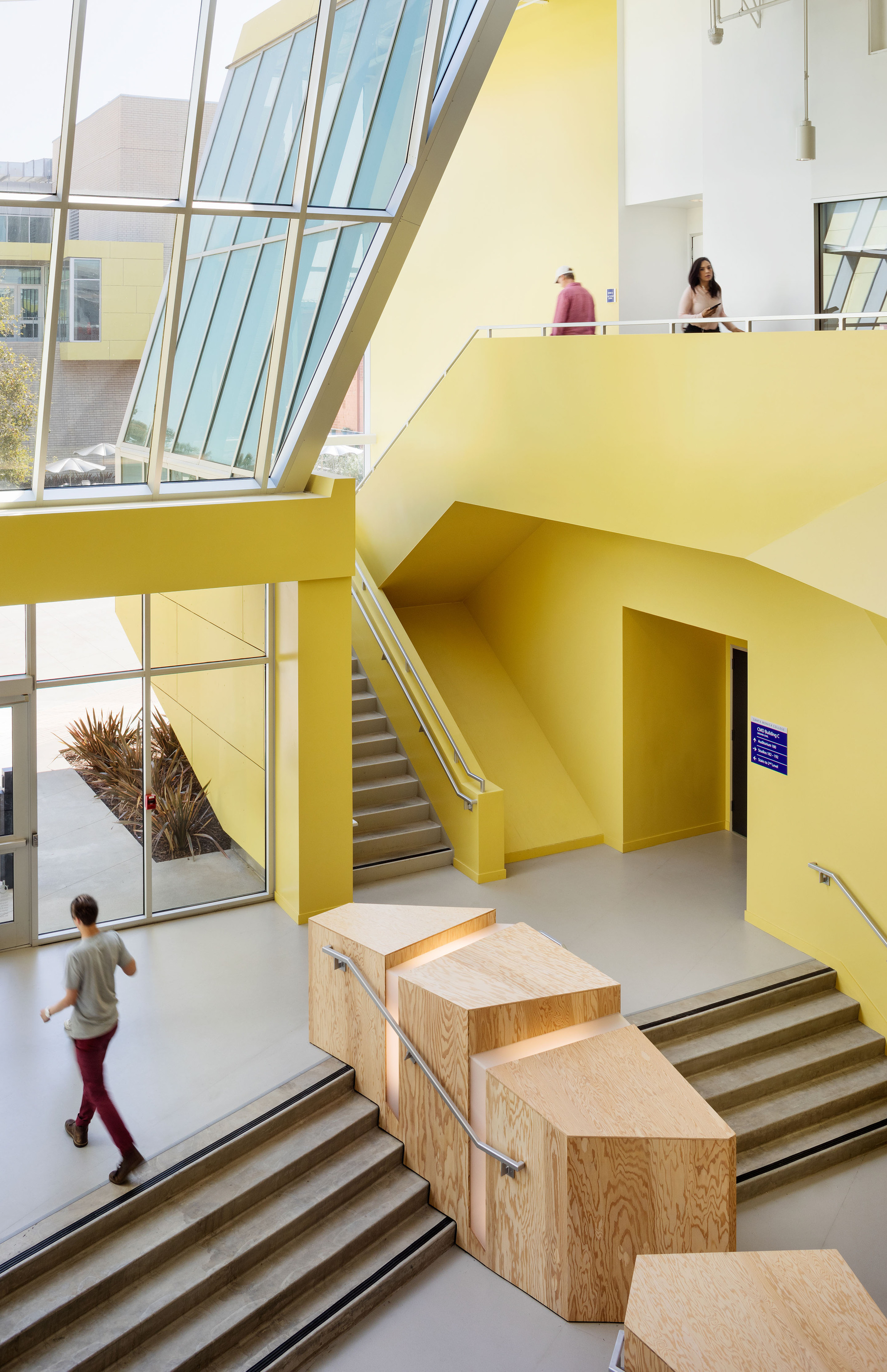 Gallery of The Santa Monica College Center for Media and Design / Clive ...