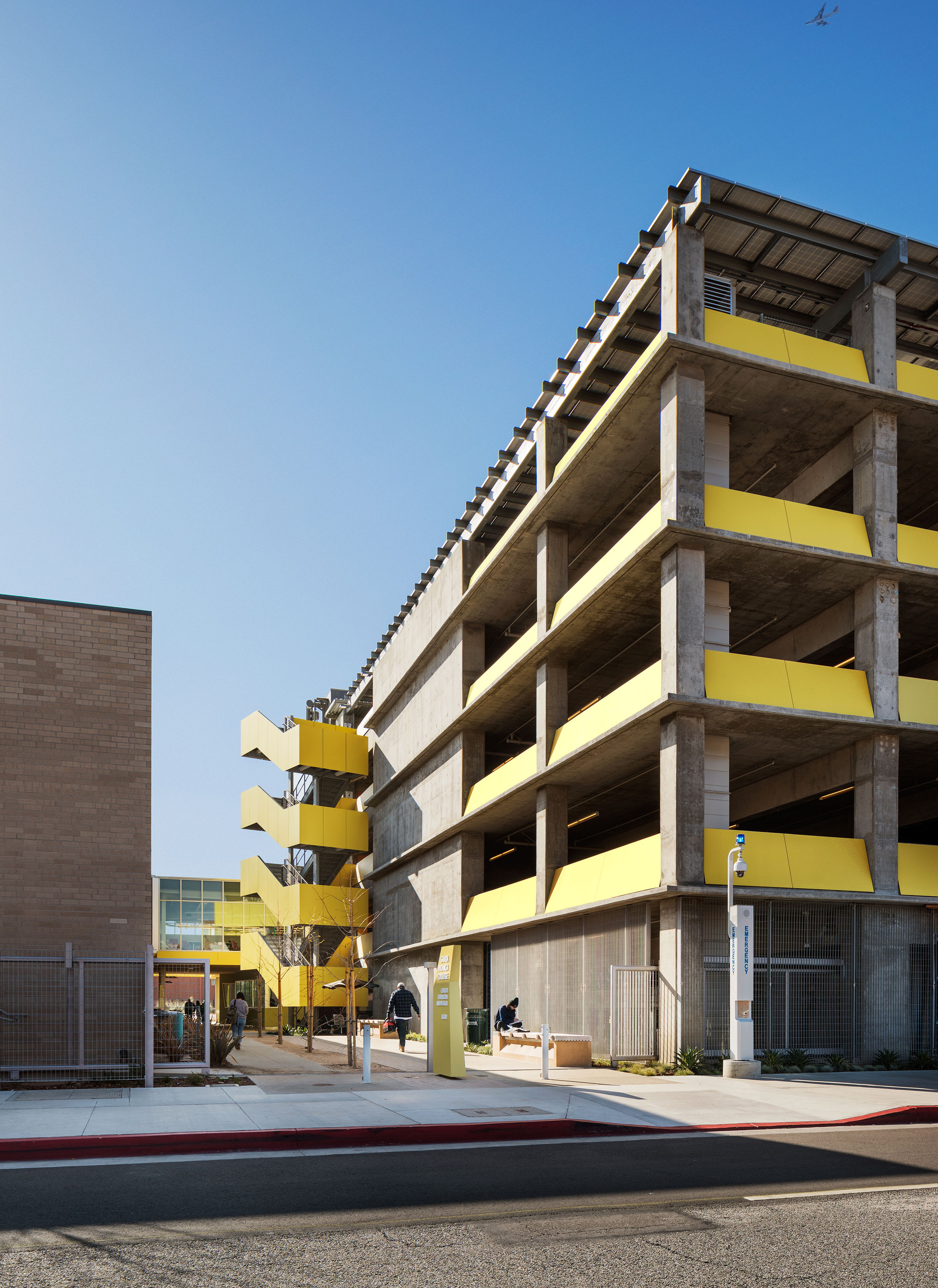 Gallery of The Santa Monica College Center for Media and Design / Clive ...