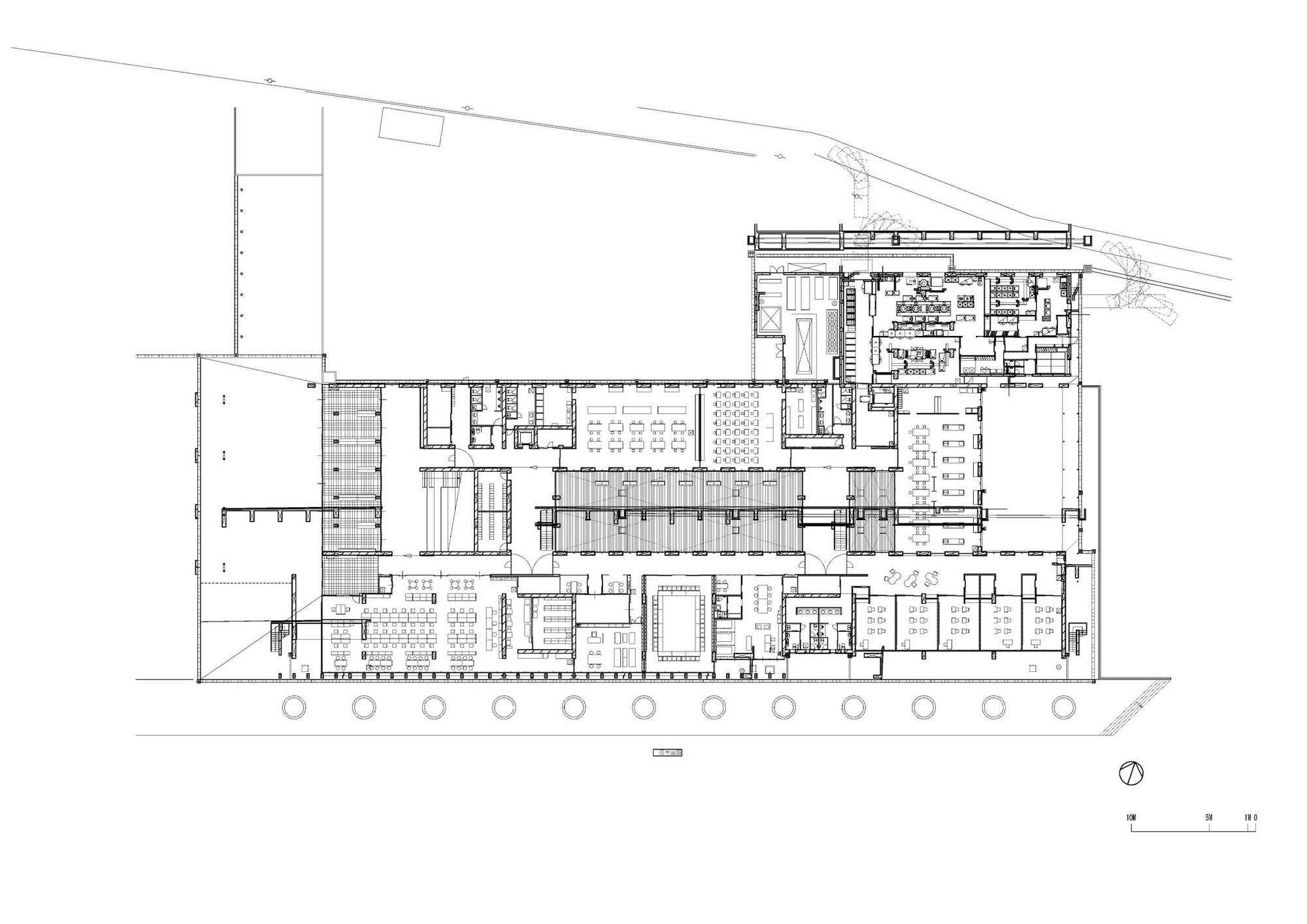 Gallery of Shimotsuma Junior High School / MIKAMI Architects - 18