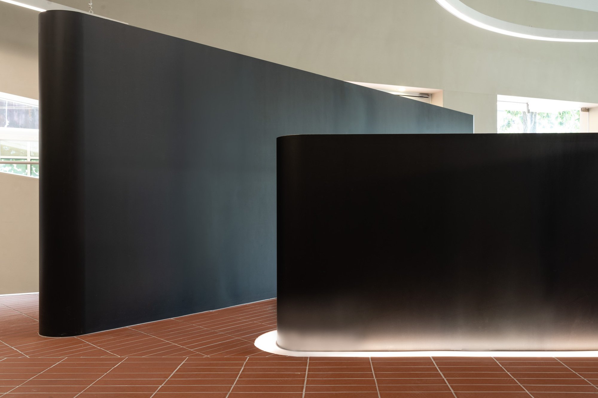 Gallery of Steel Moment Coffee Shop and Bakery / Assemble Project - 4