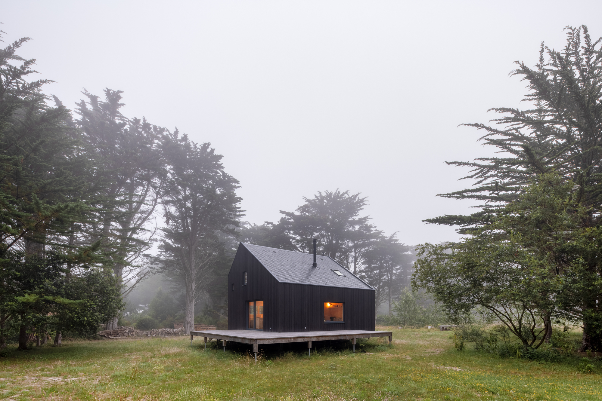 Gallery of Le Refuge KE01 / Gayet Roger Architects - 14