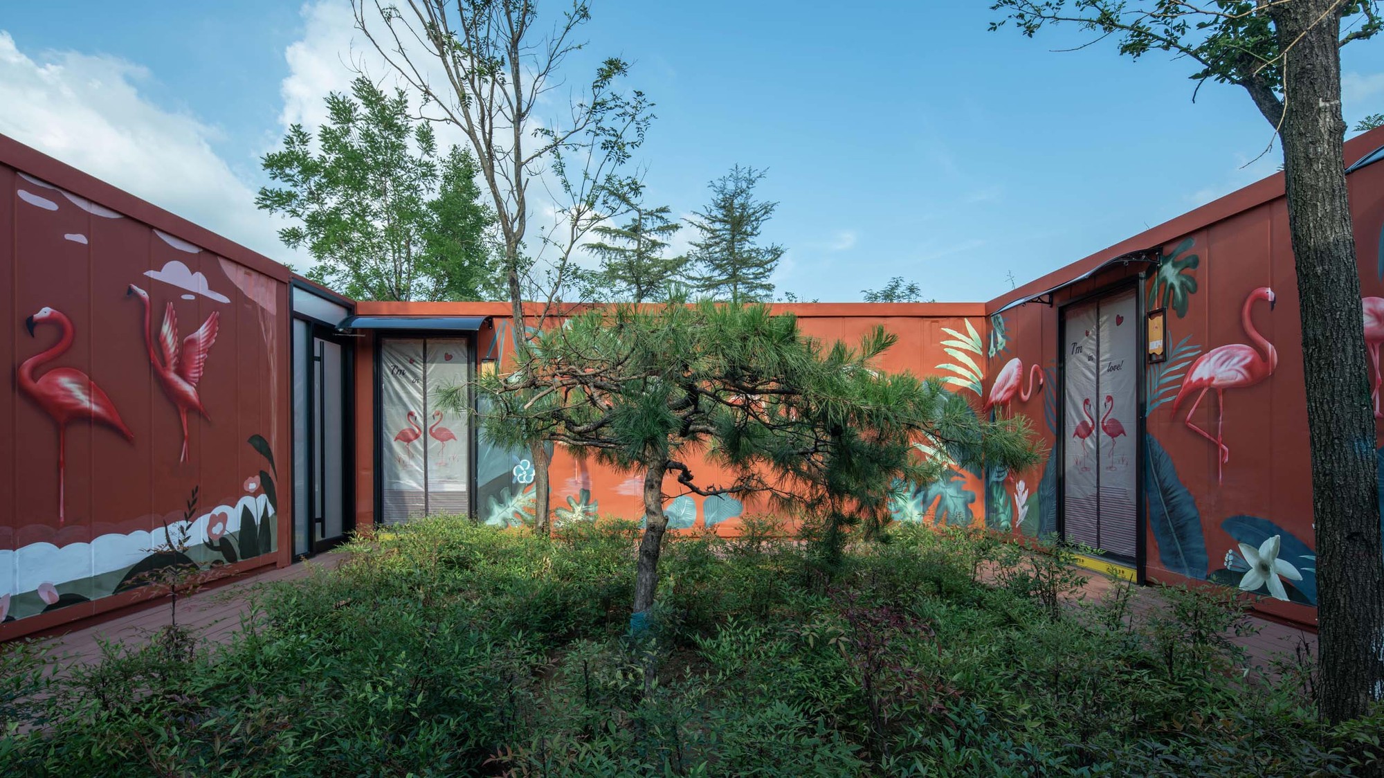 Gallery of Travelers Container Hostel / Qishe Architectural Design ...