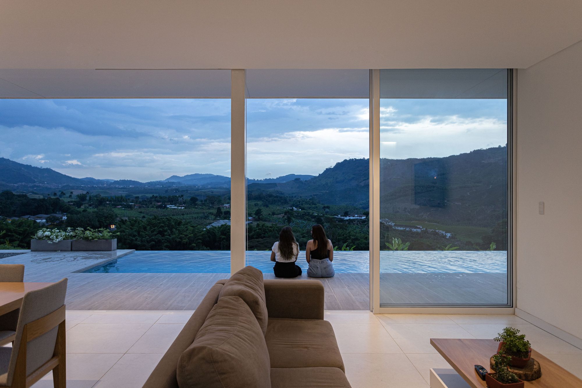 Gallery of Uribe Quiñones House / Arquitecto Daniel Uribe - 10