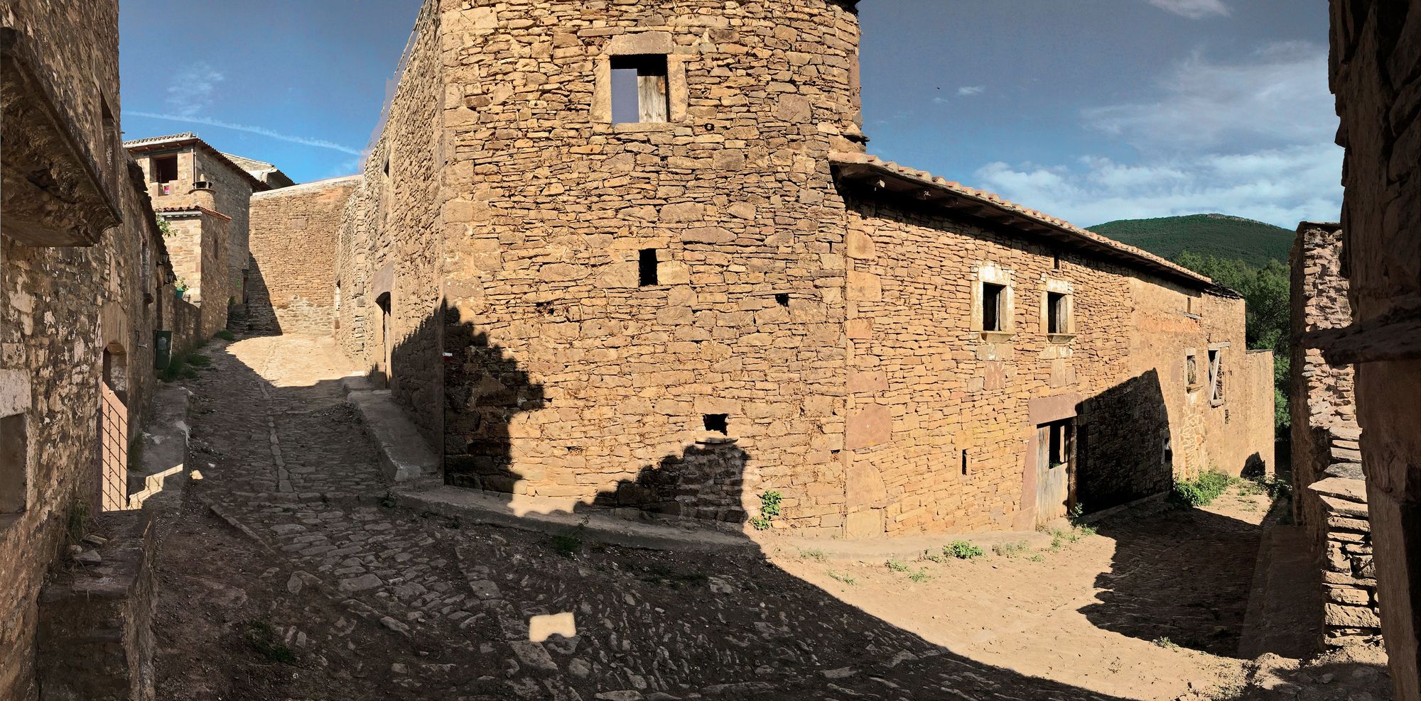 Gallery of Ruesta Urban Center Rehabilitation / Sebastián Arquitectos - 7