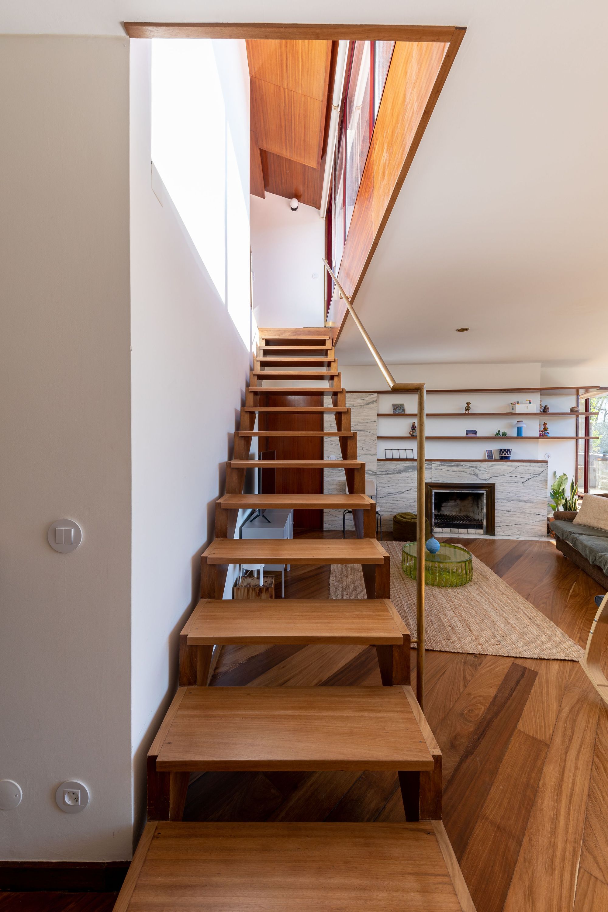 Gallery of 116B Apartment / André Simão & Nuno Bessa - 11
