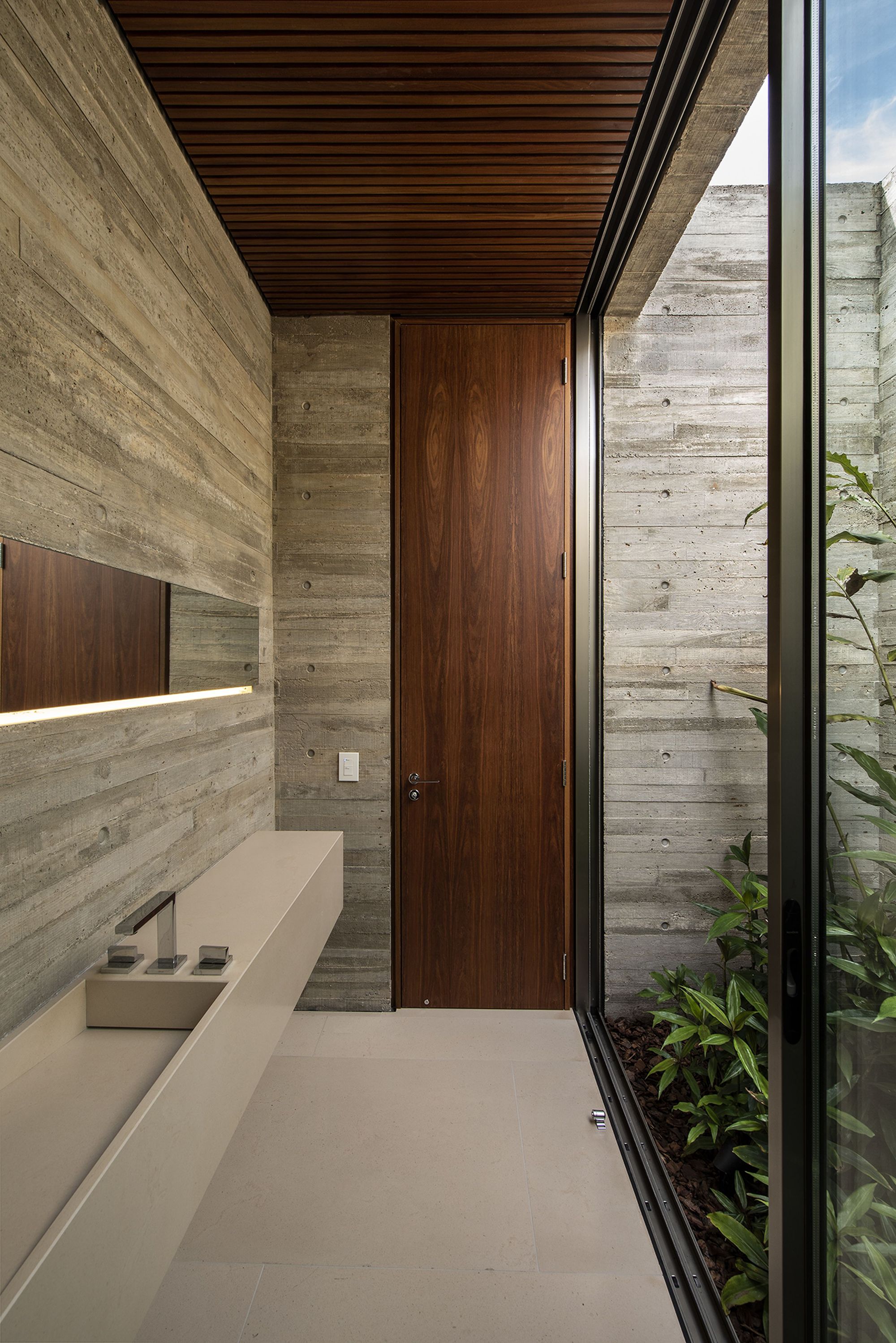 Galeria de Casa Horizontal / Marcos Bertoldi Arquitetos - 19