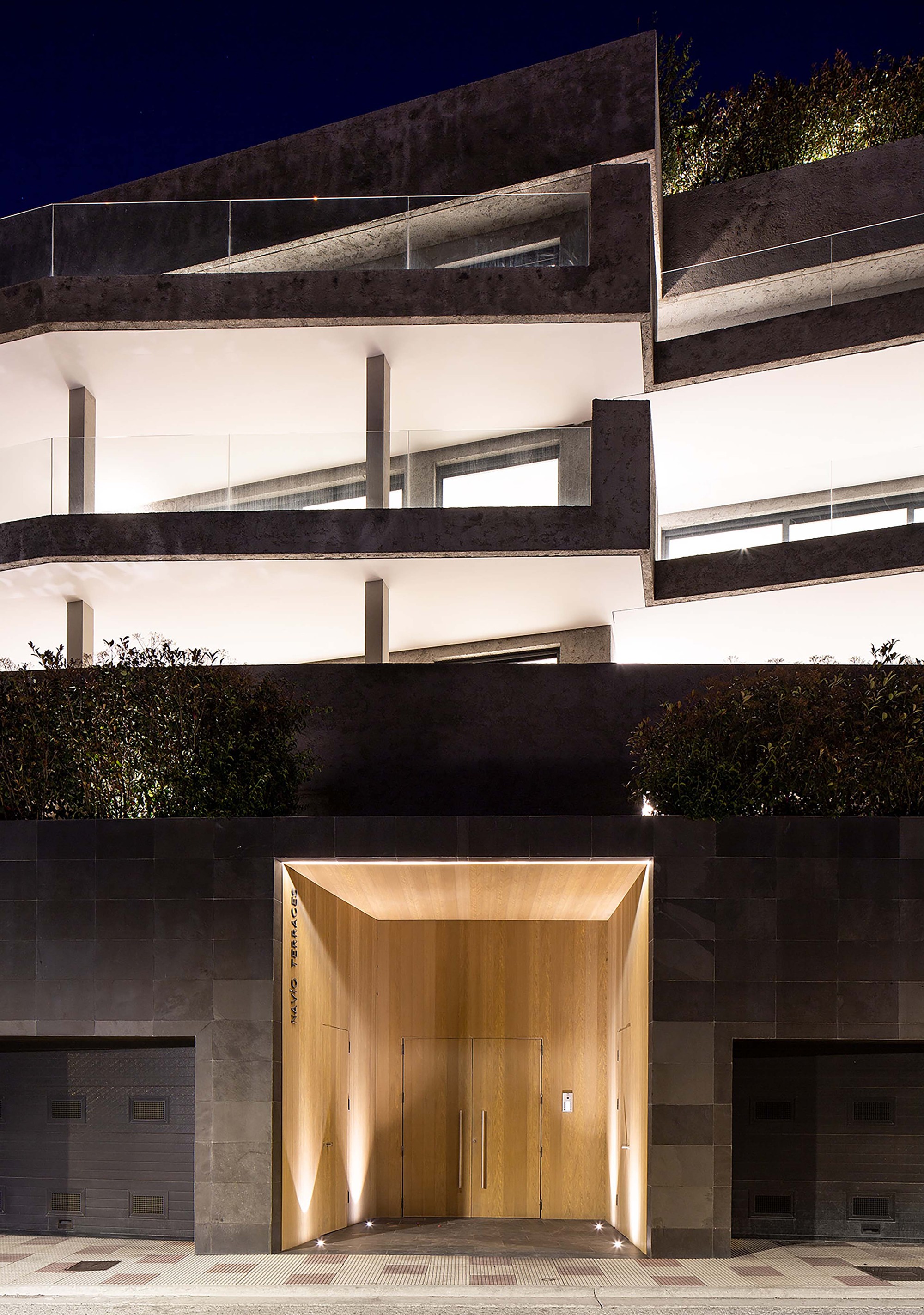 Gallery of N Apartments / Sharqk - 11