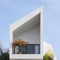 Twin House / 6717 Studio | ArchDaily