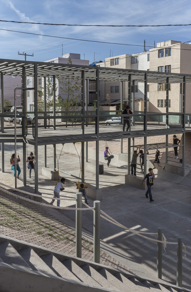 Gallery of Cultivating Non-Violent Cities: 10 Examples of Friendly ...